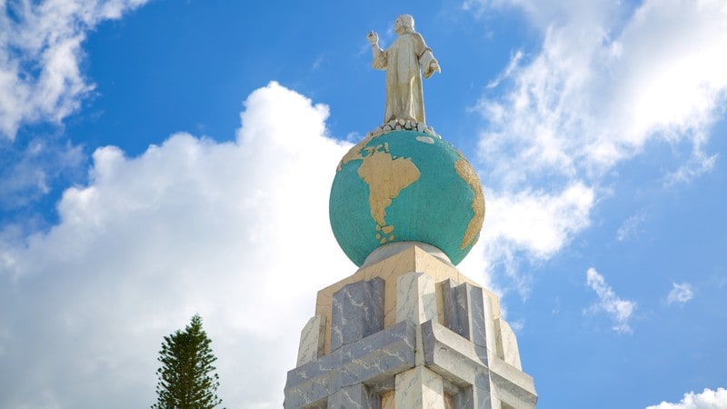 Monumento al Salvador del Mundo pictures: View photos and images of ... Monumento al Salvador del Mundo pictures: View photos and images of ...