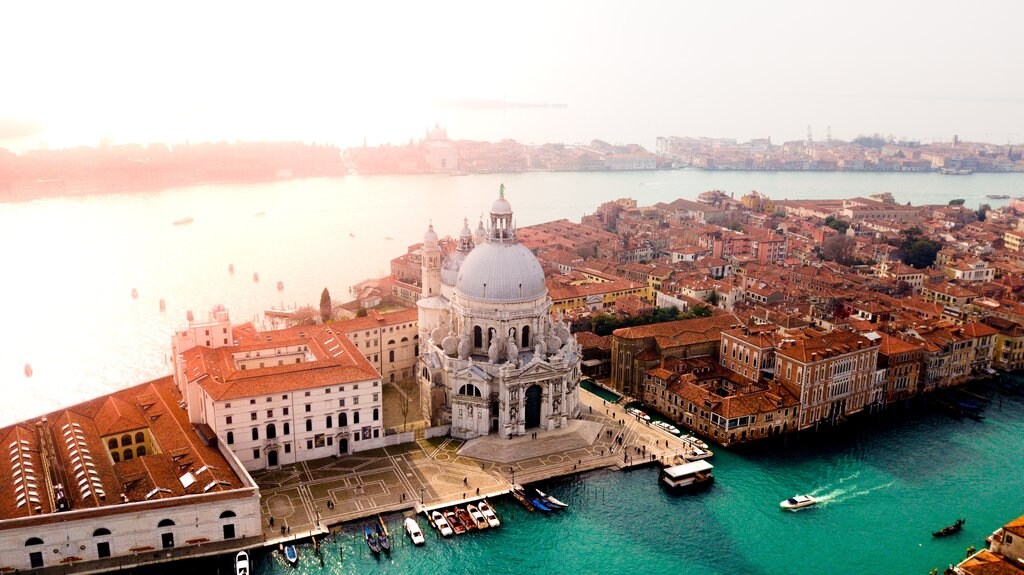 Sustainable Travel in Venice | Explore by Expedia