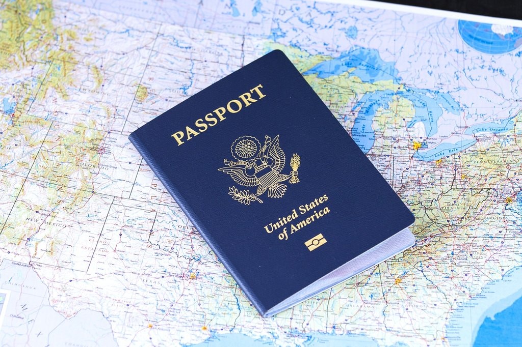 Was ist ein biometrischer Reisepass? | Expedia Explore