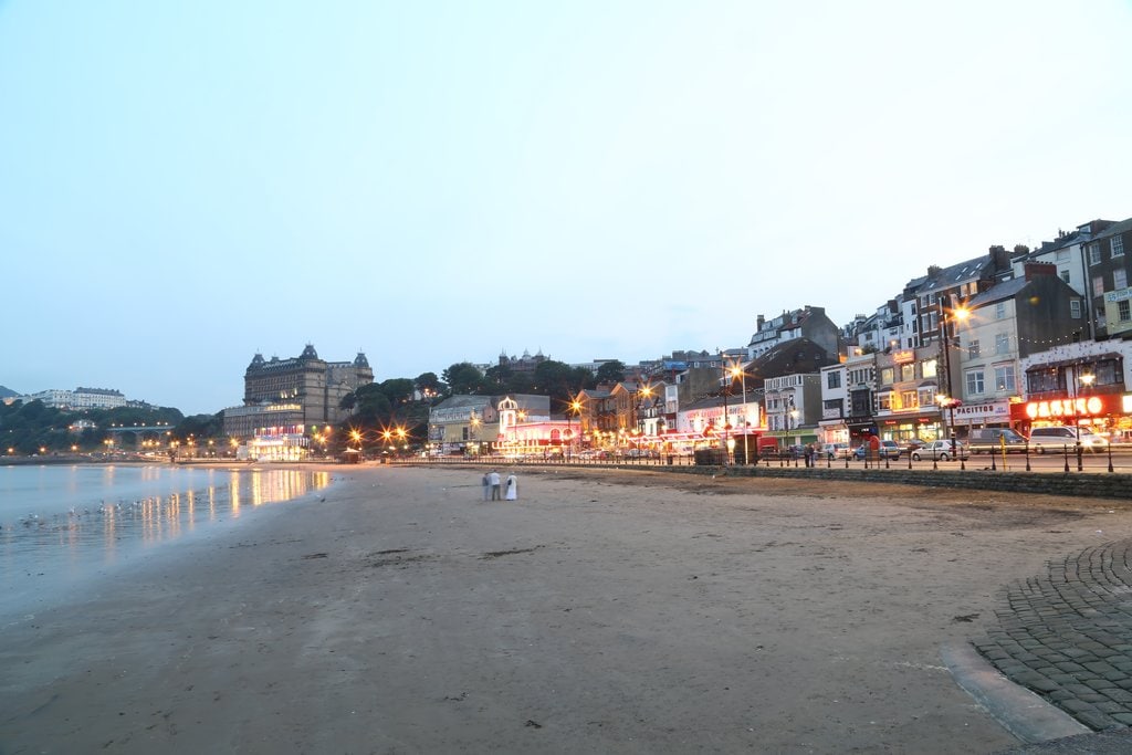 Scarborough Beach: The Complete Practical Guide | Explore by Expedia