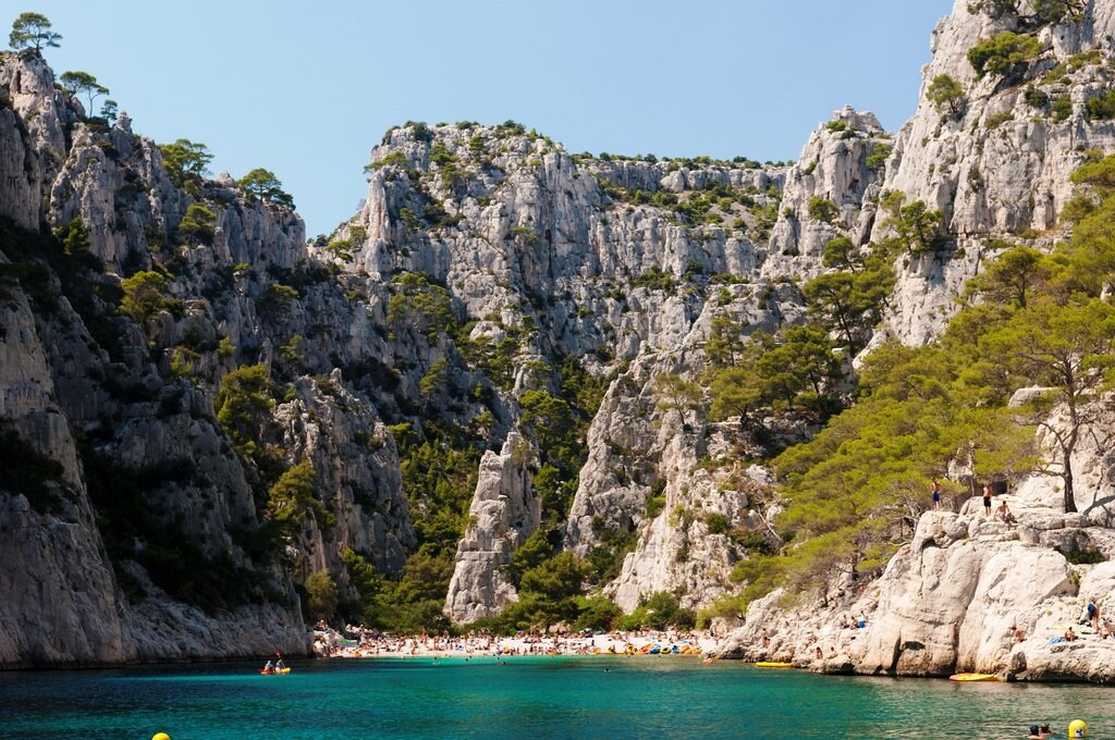 Escapade sportive dans les calanques de Cassis | Explore par Expedia