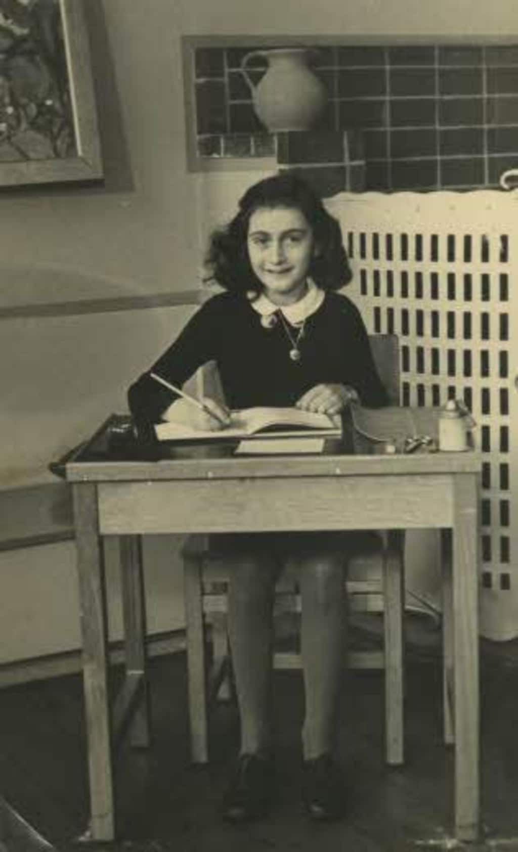 Anna Frank ad Amsterdam: itinerario tra casa, musei e canali