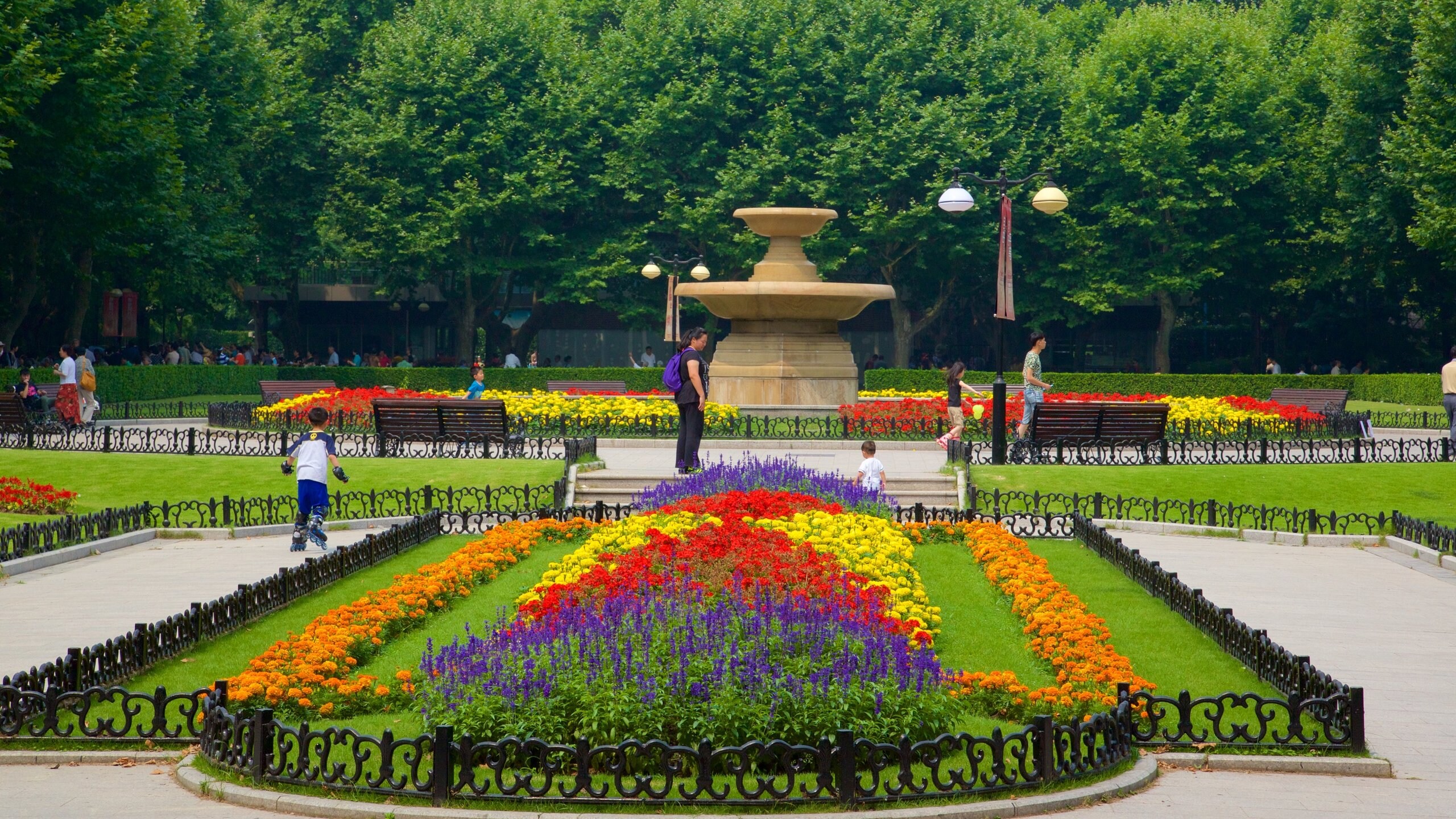 Fuxing Park in Huangpu | Expedia