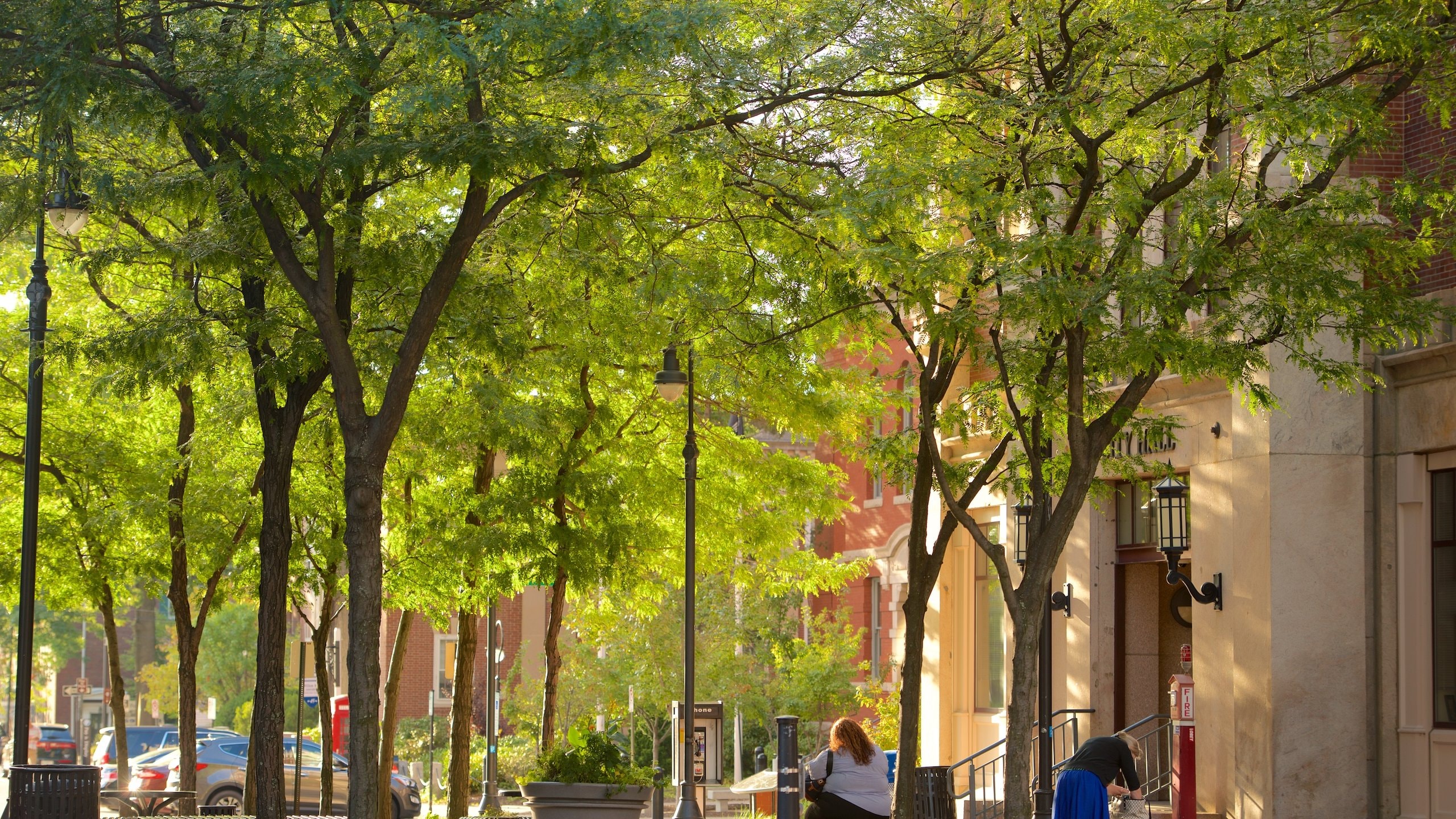 Manchester Travel Guide: Best of Manchester, New Hampshire Travel 2024 ...