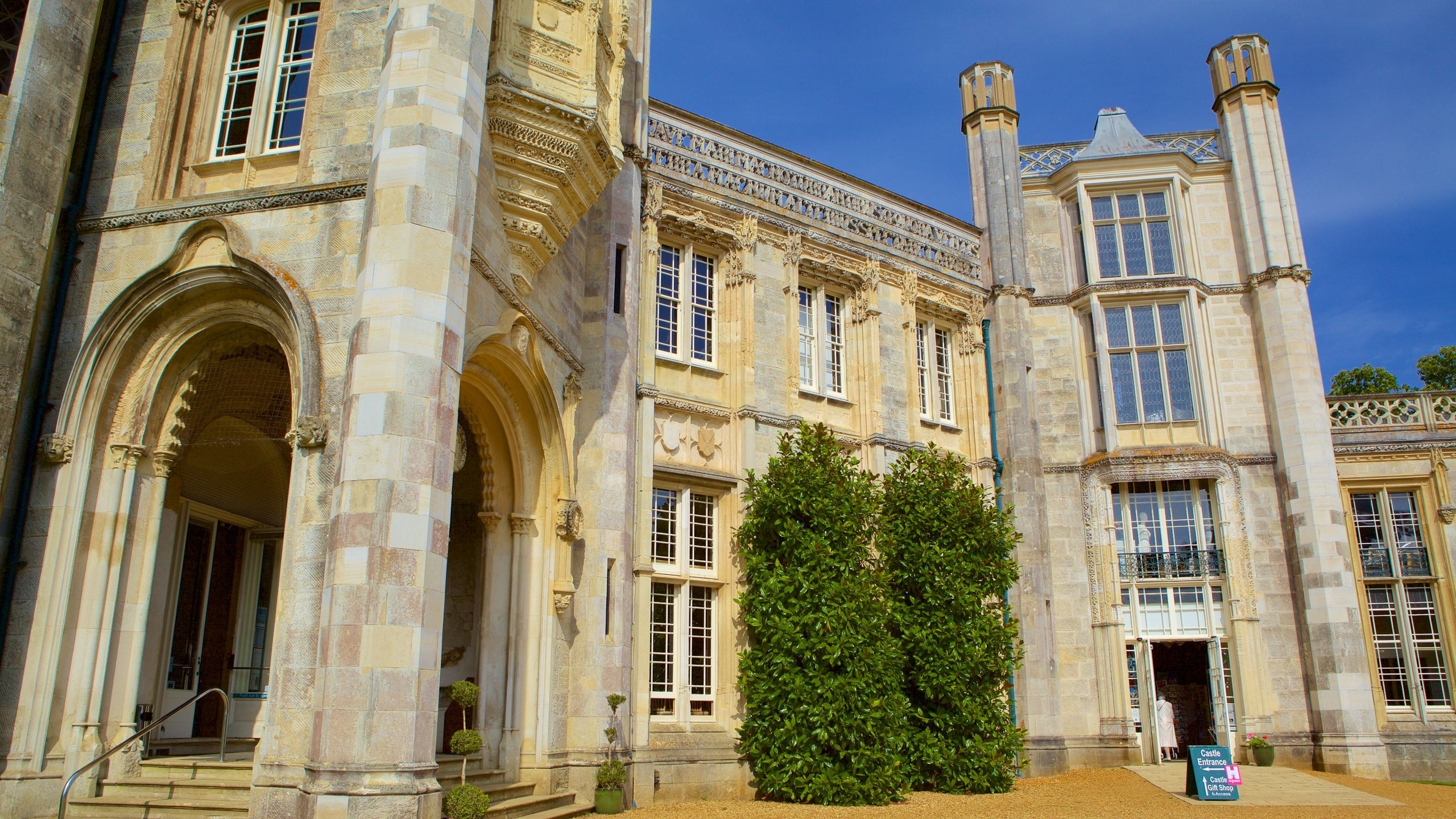 Selfridge And Highcliffe Castle