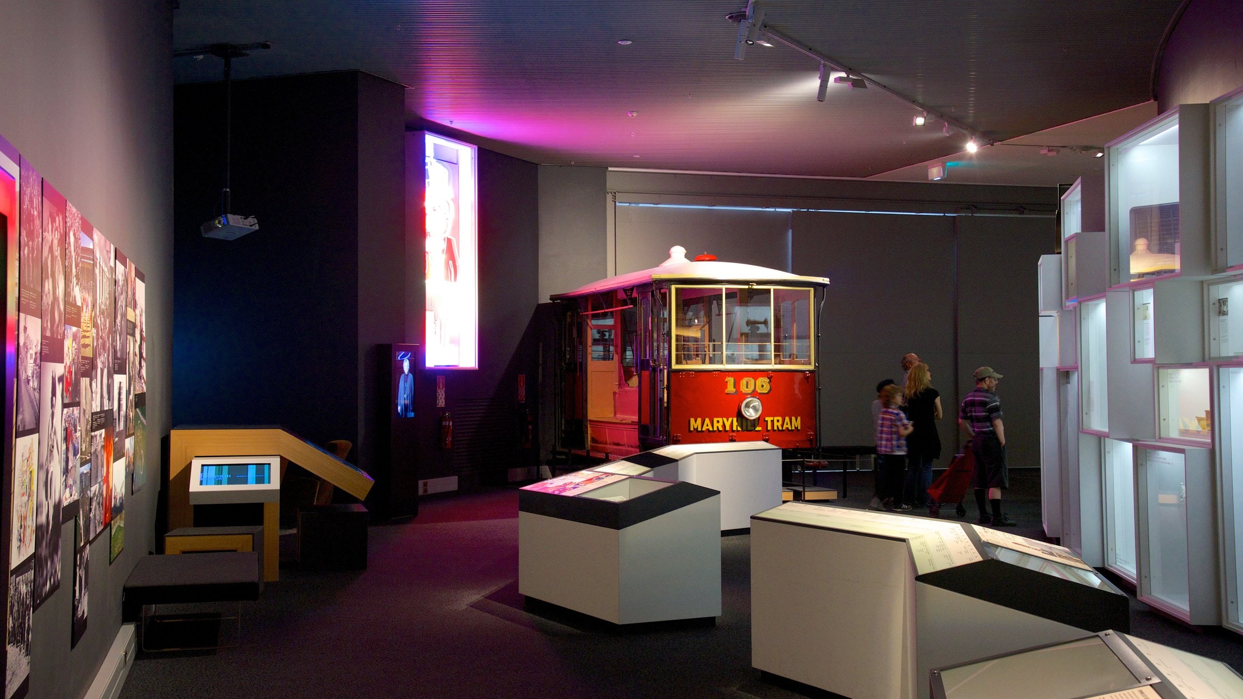 Toitu Otago Settlers Museum, Dunedin holiday homes from NZ$ 112/night ...