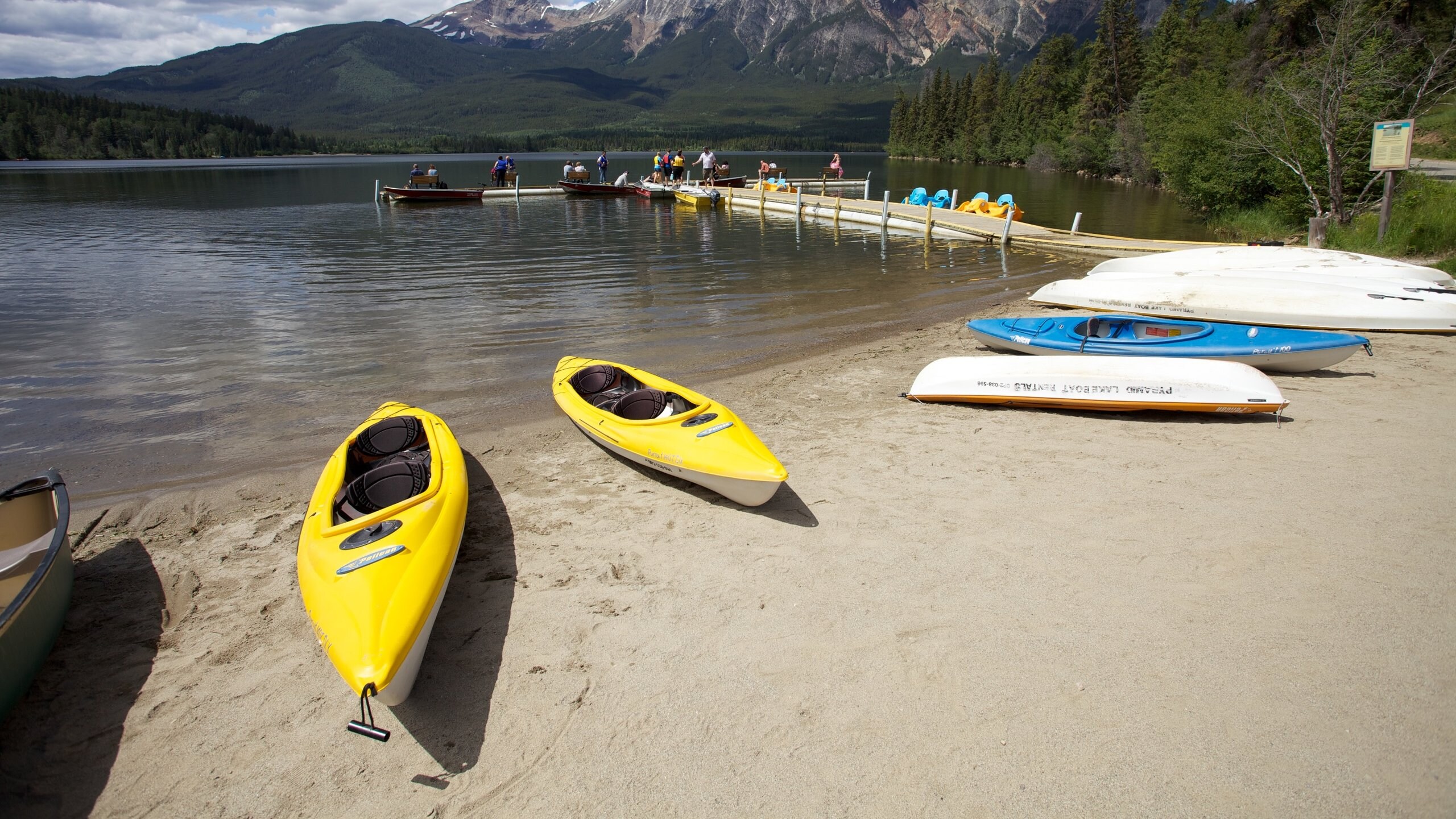 10 Best Alberta Beach Resorts for 2021 | Expedia