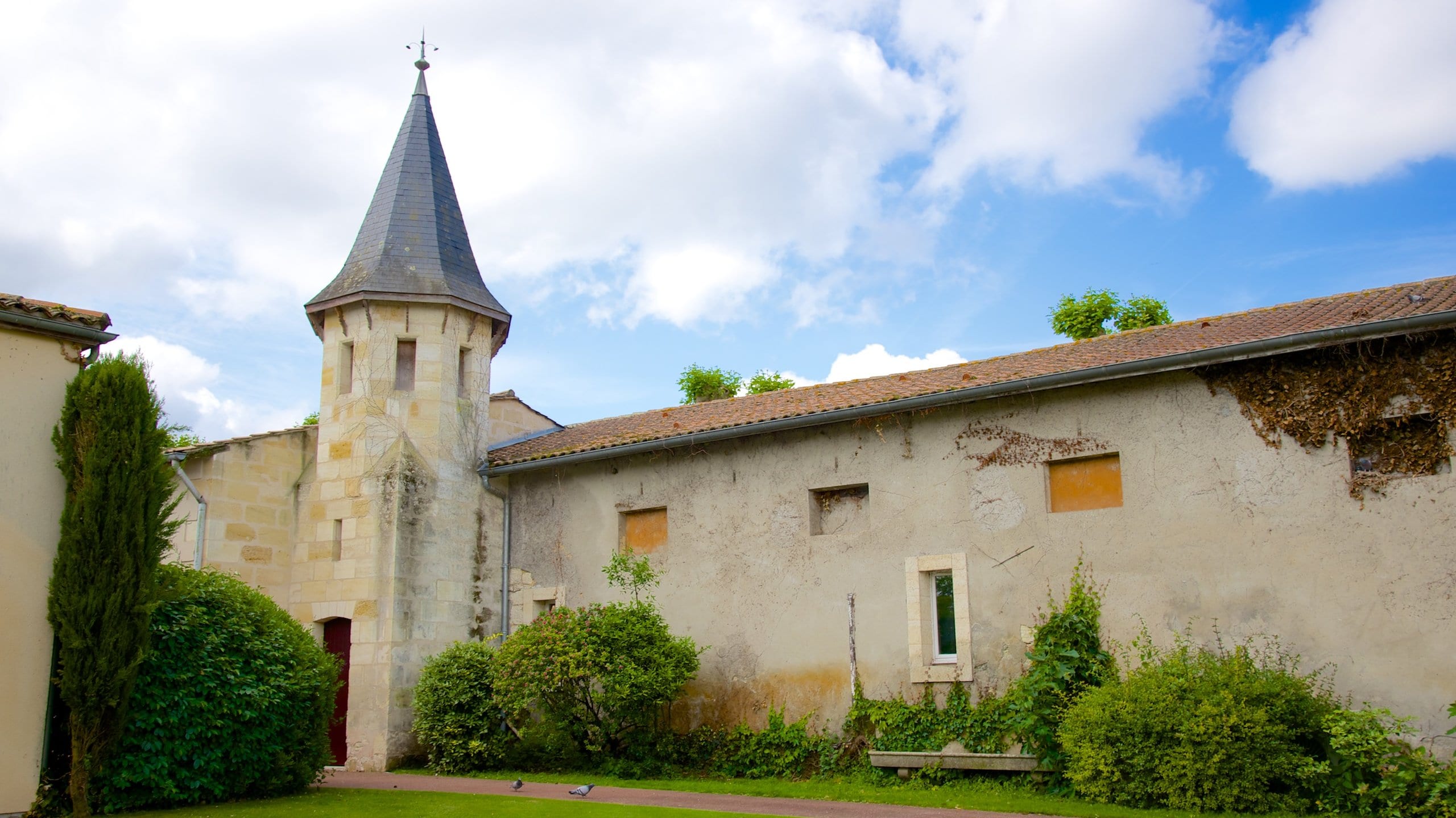 Pessac location appartement de vacances à partir de € 48/nuit | Abritel