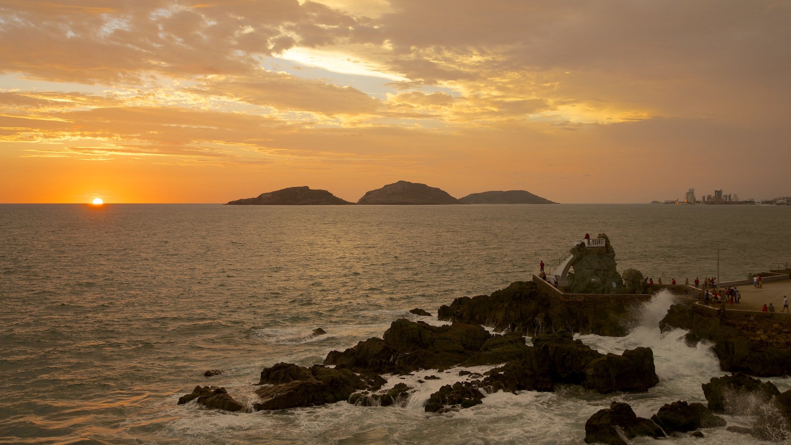 Olas Altas Beach Tours - Book Now | Expedia