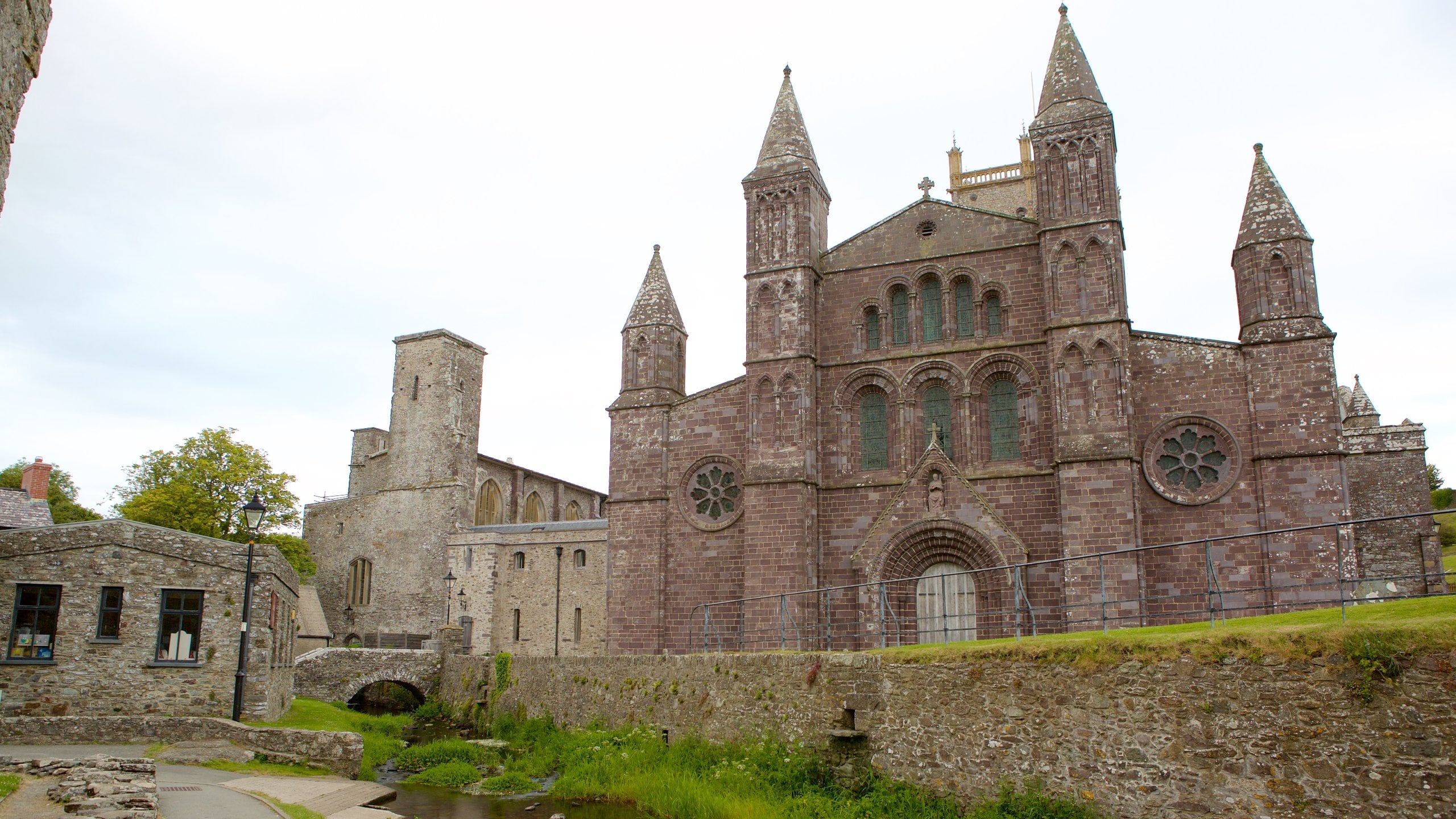 Visit St Davids: 2024 Travel Guide for St Davids, Haverfordwest | Expedia