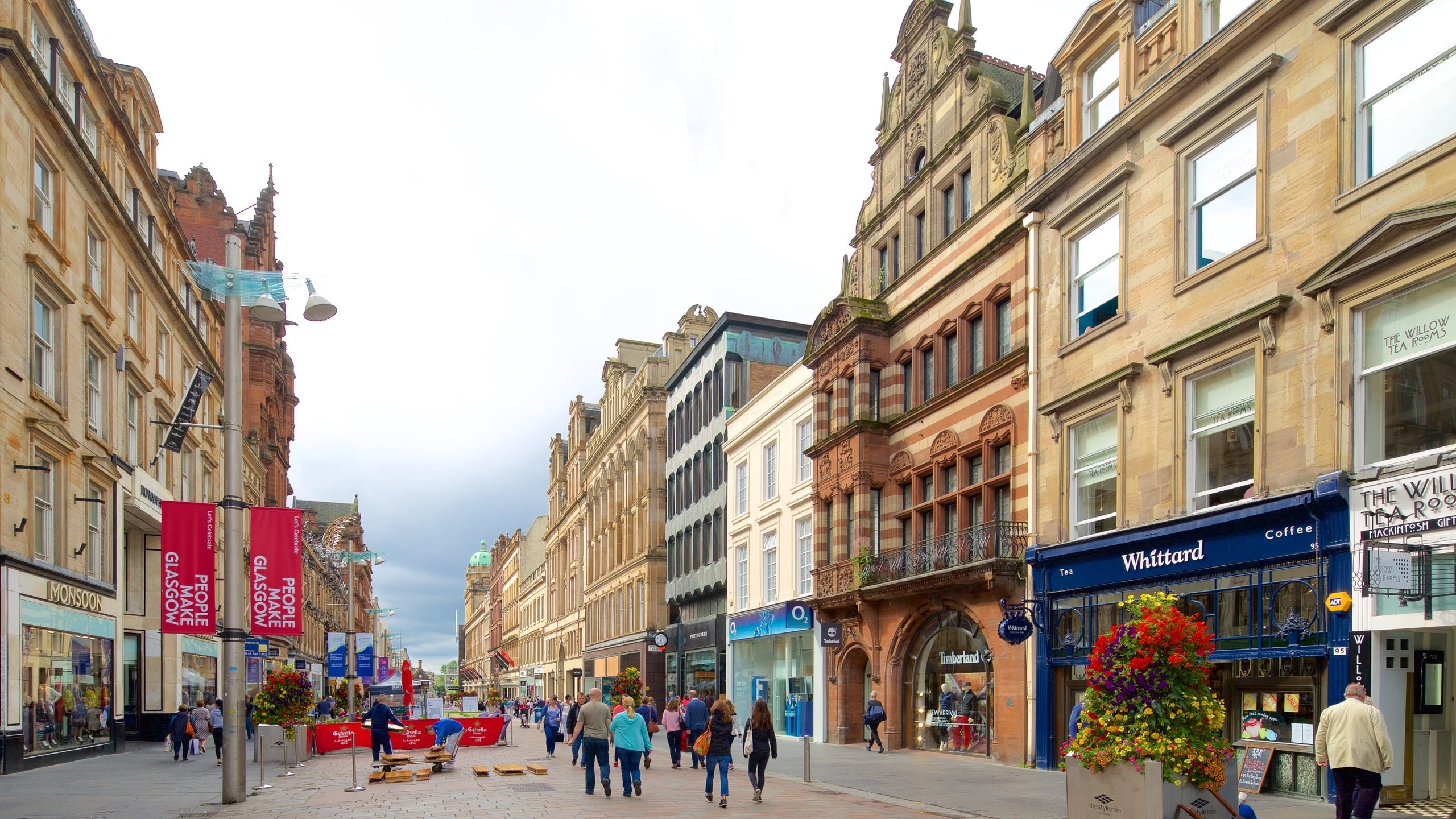 Buchanan Street Glasgow Scotland Lush Opens Its Largest Store In