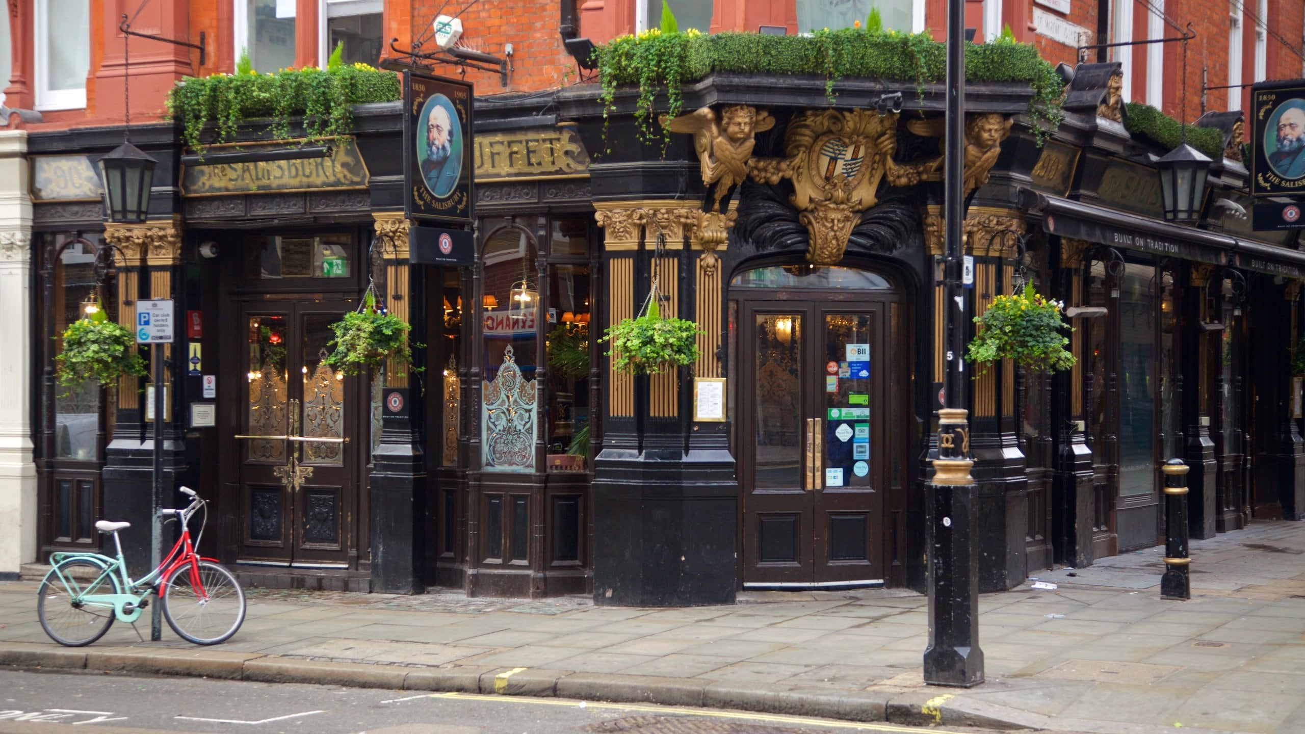 Visita West End: scopri il meglio di West End, Londra, nel 2024 ...