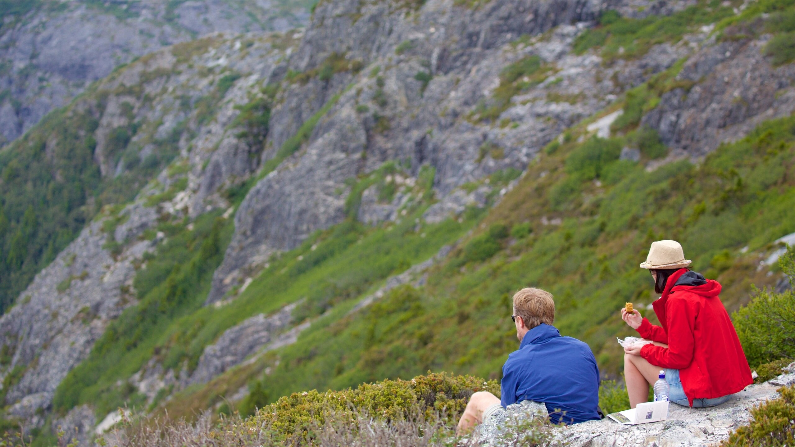 185203-Cradle-Mountain.jpg?impolicy=fcrop&w=1920&h=480&q=medium