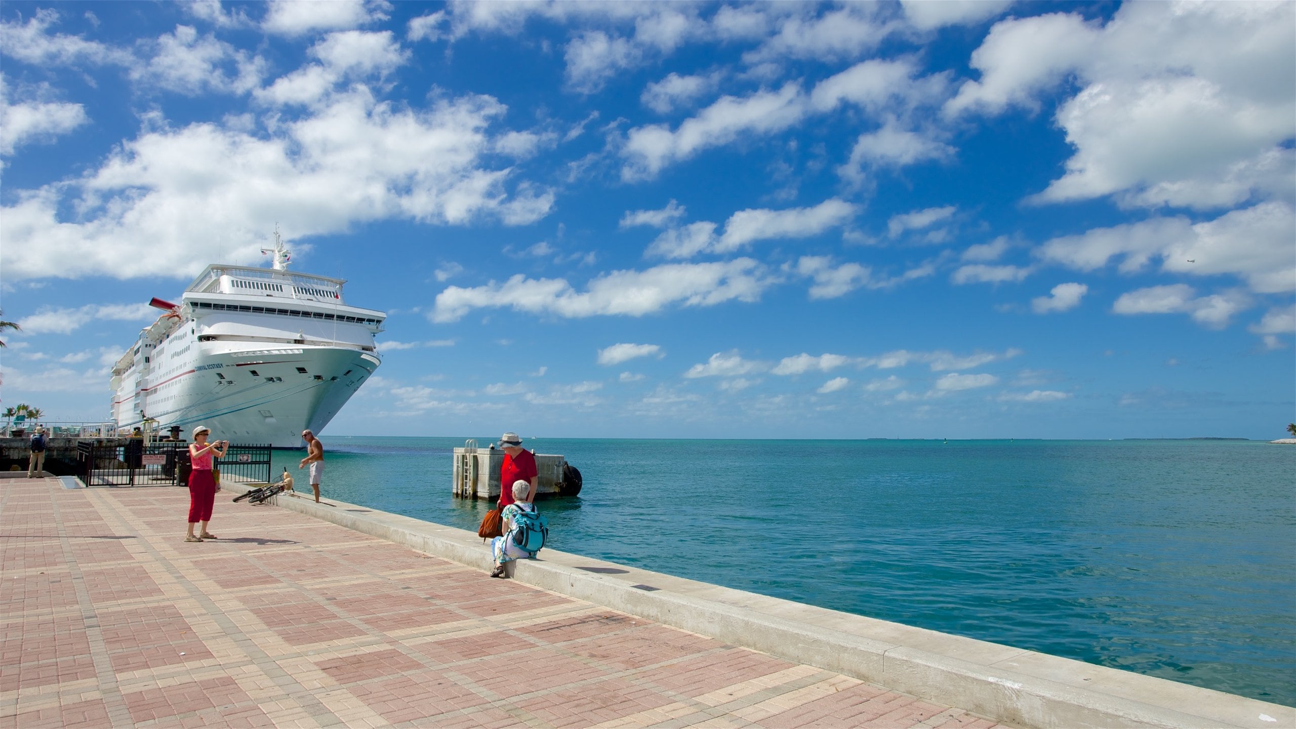 The Best Hotels Closest to Mallory Square in Historic Seaport for 2021 ...