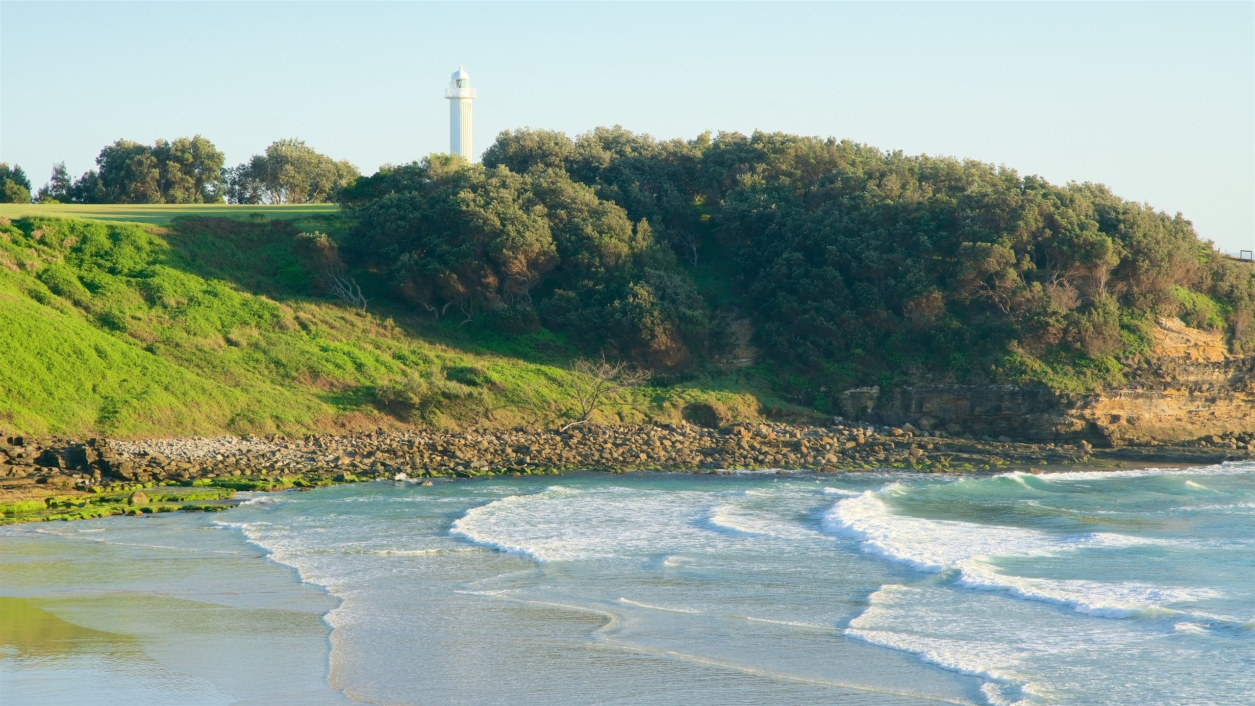 Yamba Beach, Yamba holiday accommodation: holiday houses & more | Stayz