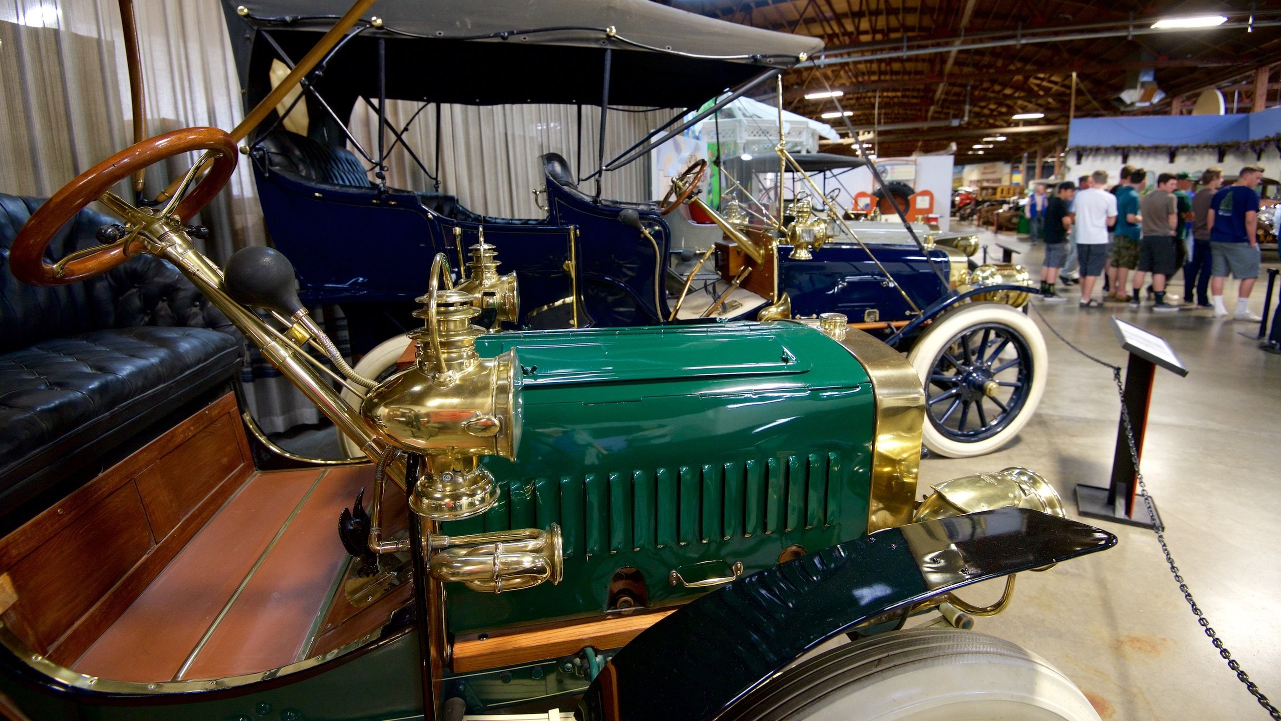 Visita Museo del automóvil de California en Central Sacramento - Tours ...