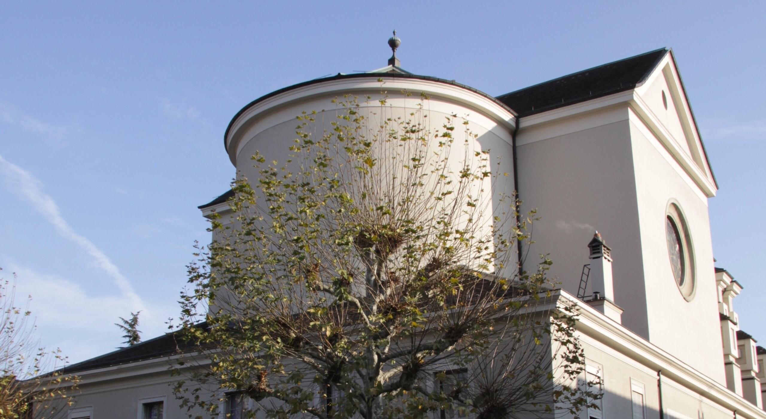 Visit Carouge: 2022 Travel Guide for Carouge, Geneva | Expedia