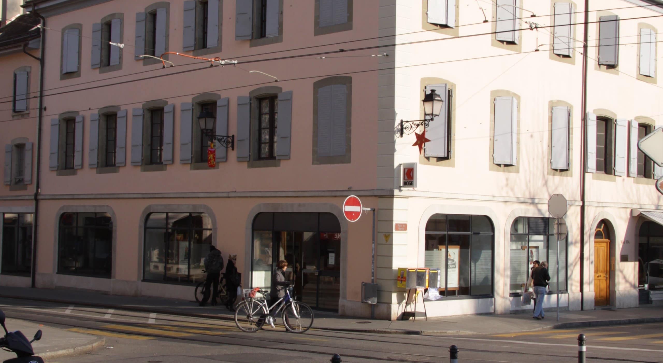 Visit Carouge: 2023 Travel Guide for Carouge, Geneva | Expedia