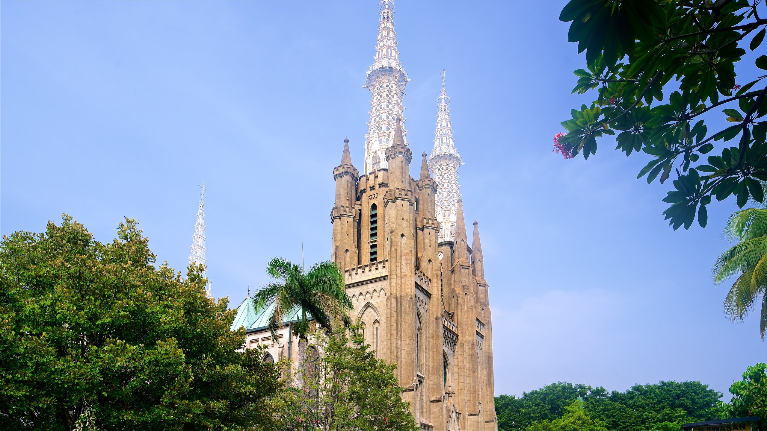 Visit Jakarta: Best of Jakarta Tourism | Expedia Travel Guide