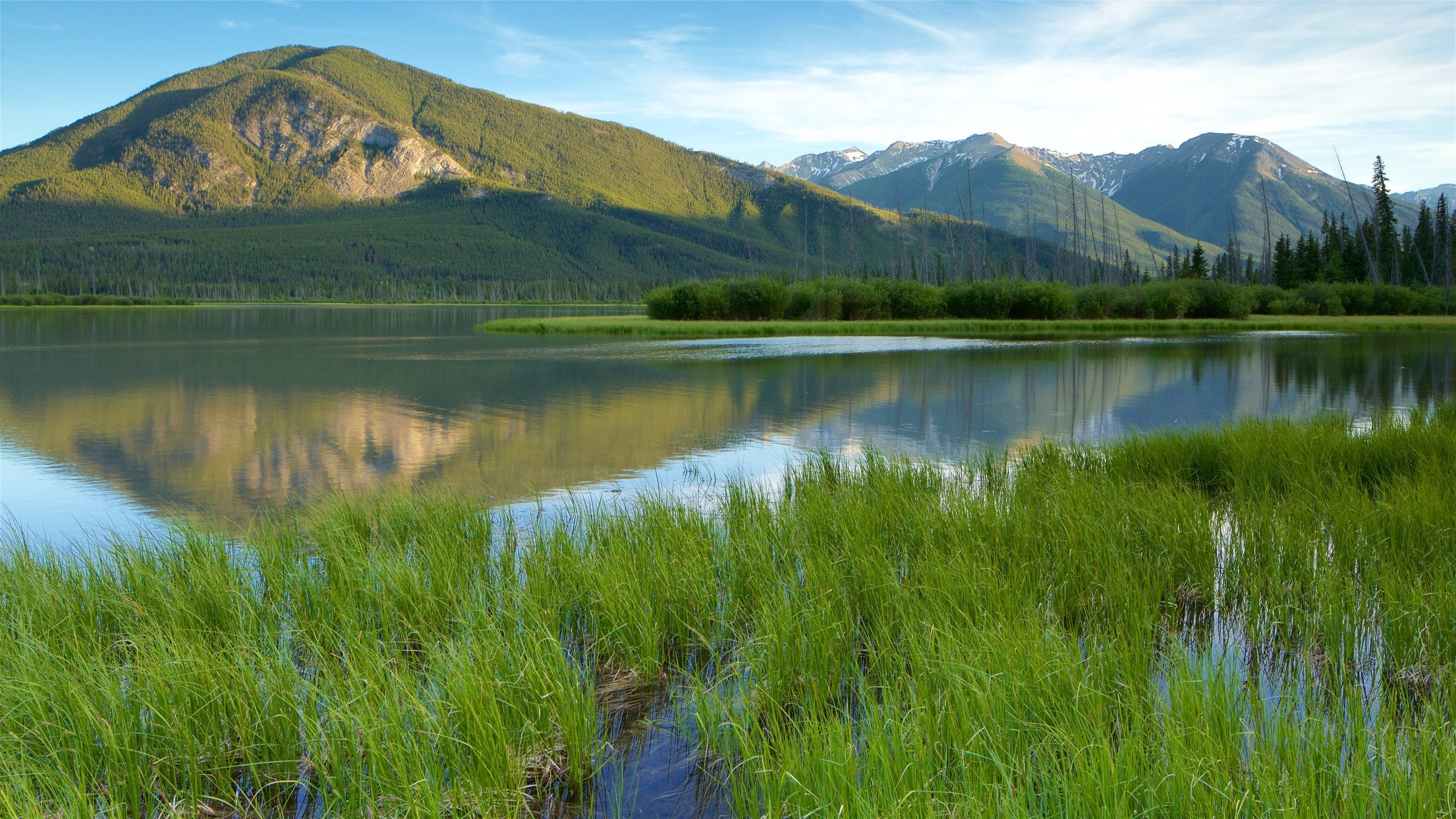 Visit Vermilion Lakes in Banff | Expedia