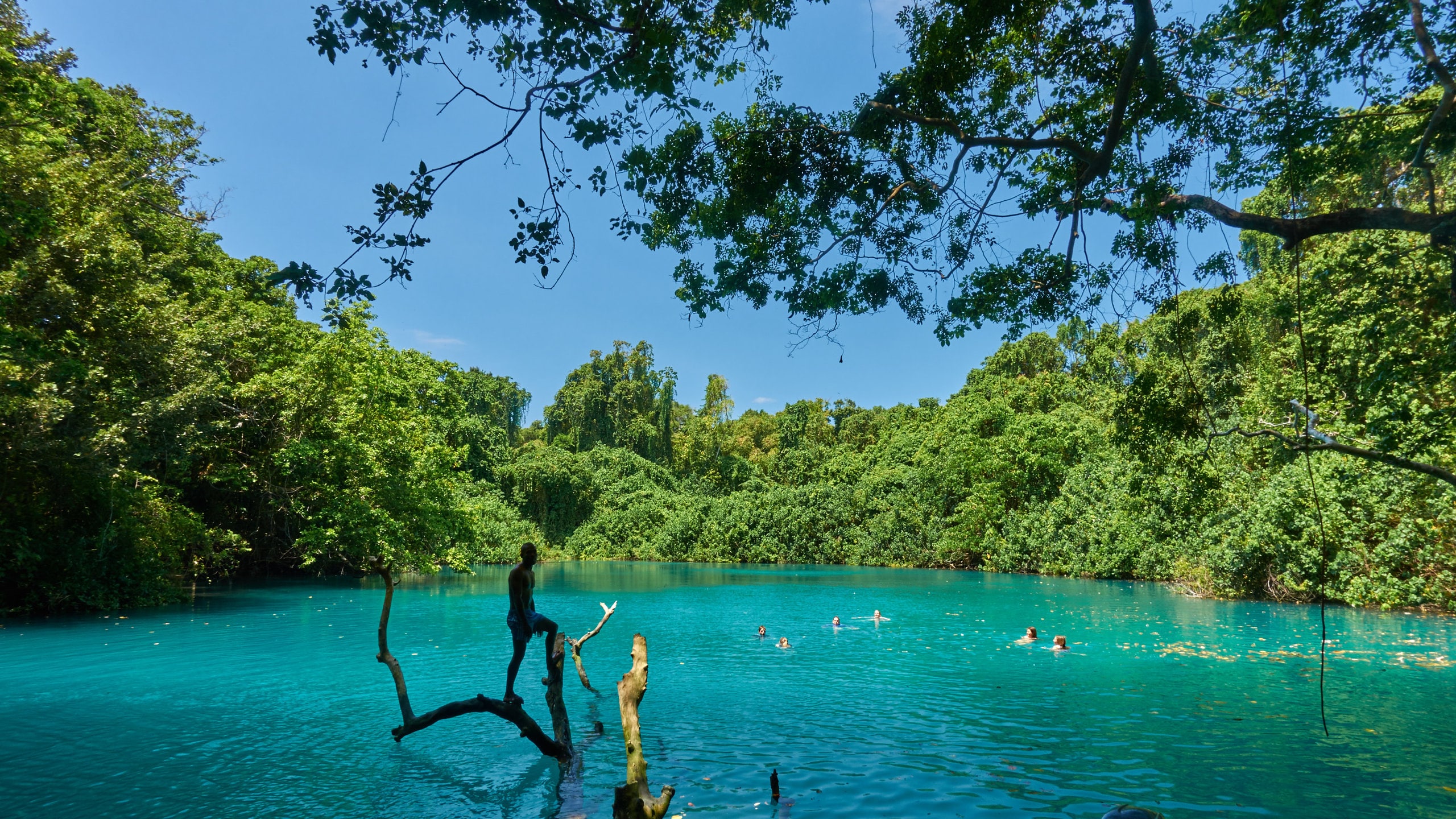 Malo Island Travel Guide 2024: The Best of Malo Island | Expedia