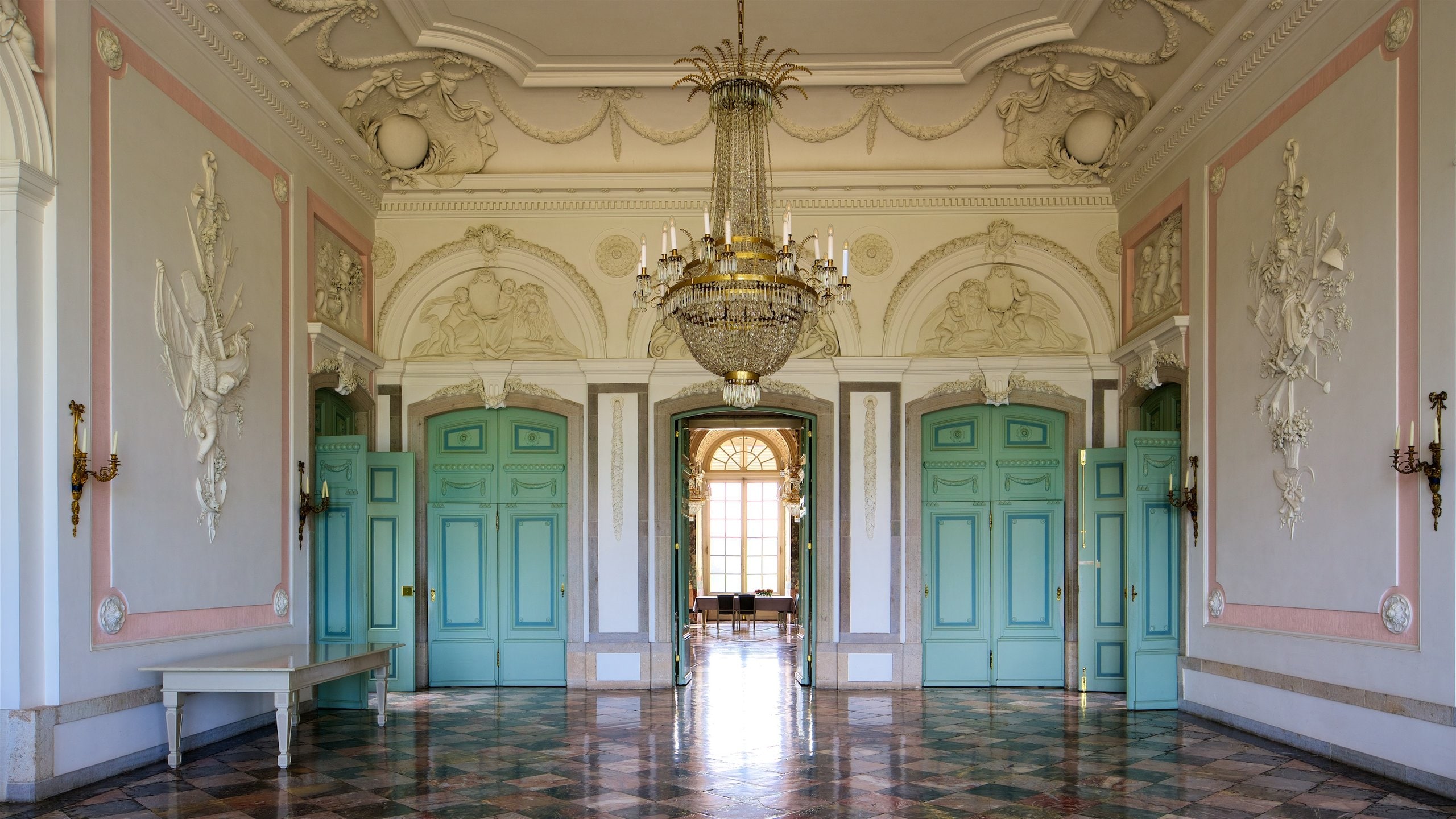 Benrath Palace Tours - Book Now | Expedia