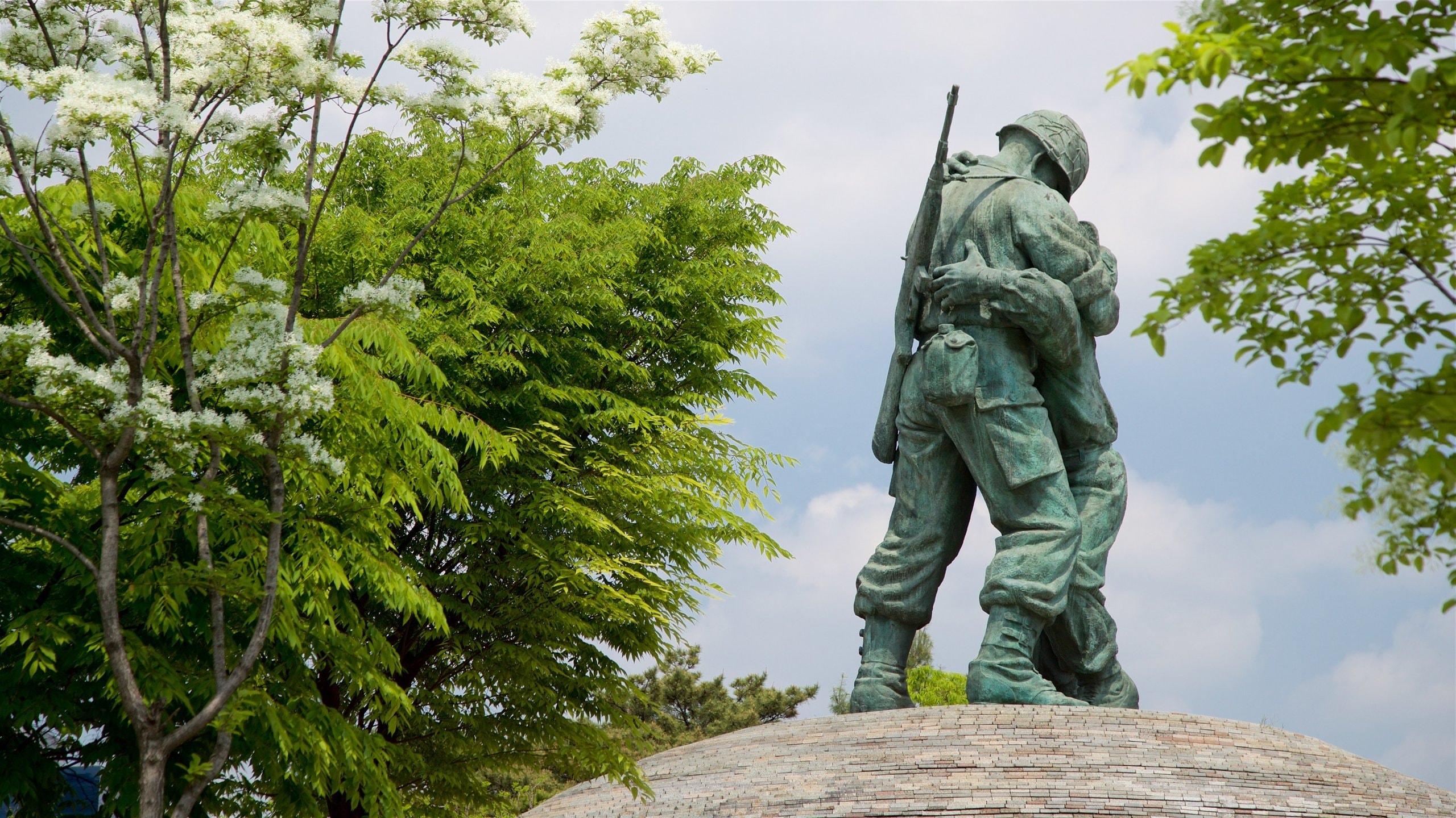 Statua Commemorativa Della Guerra Di Corea