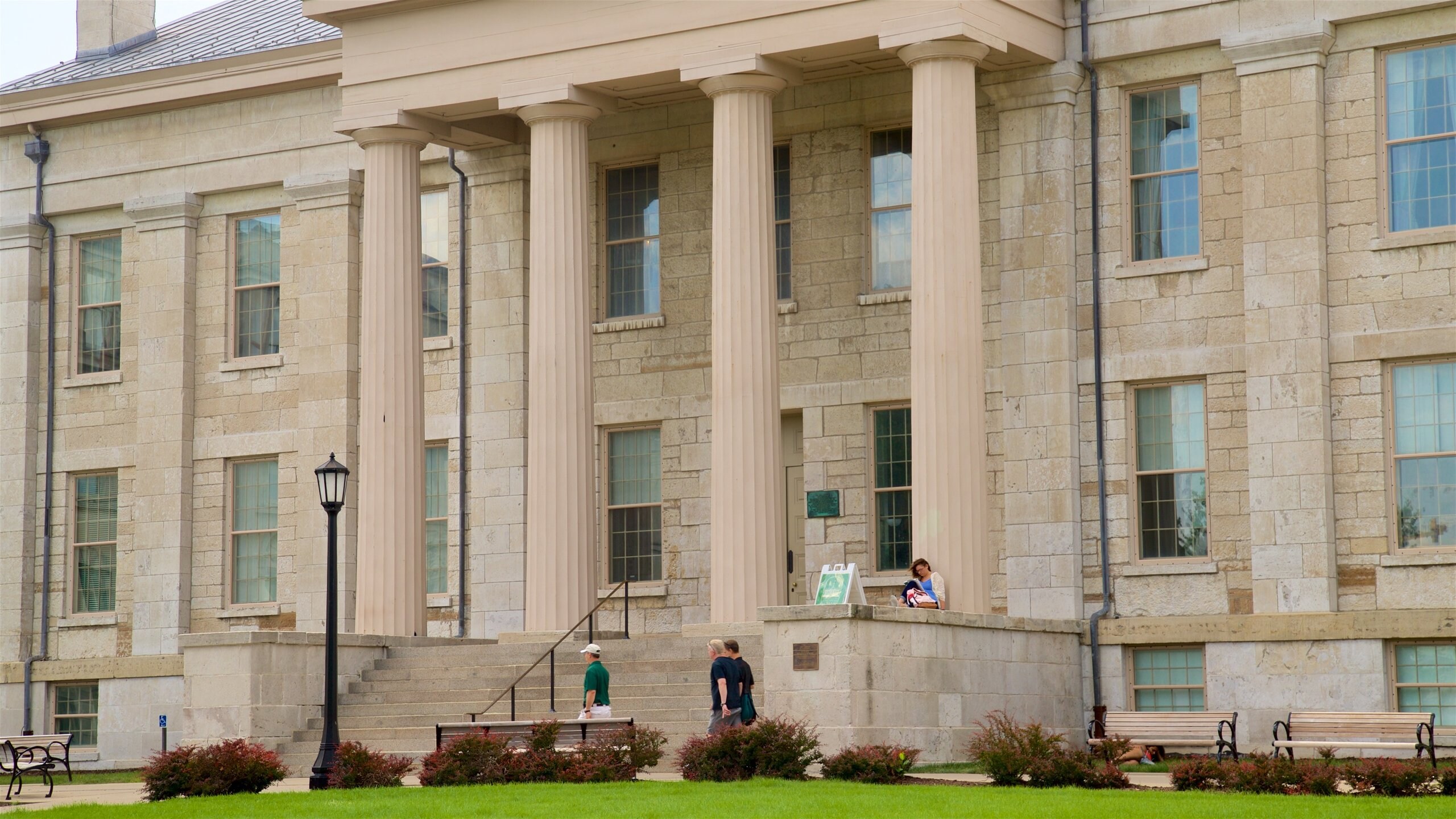 Old Capitol Museum, Iowa City Vacation Rentals: cabin rentals & more | Vrbo