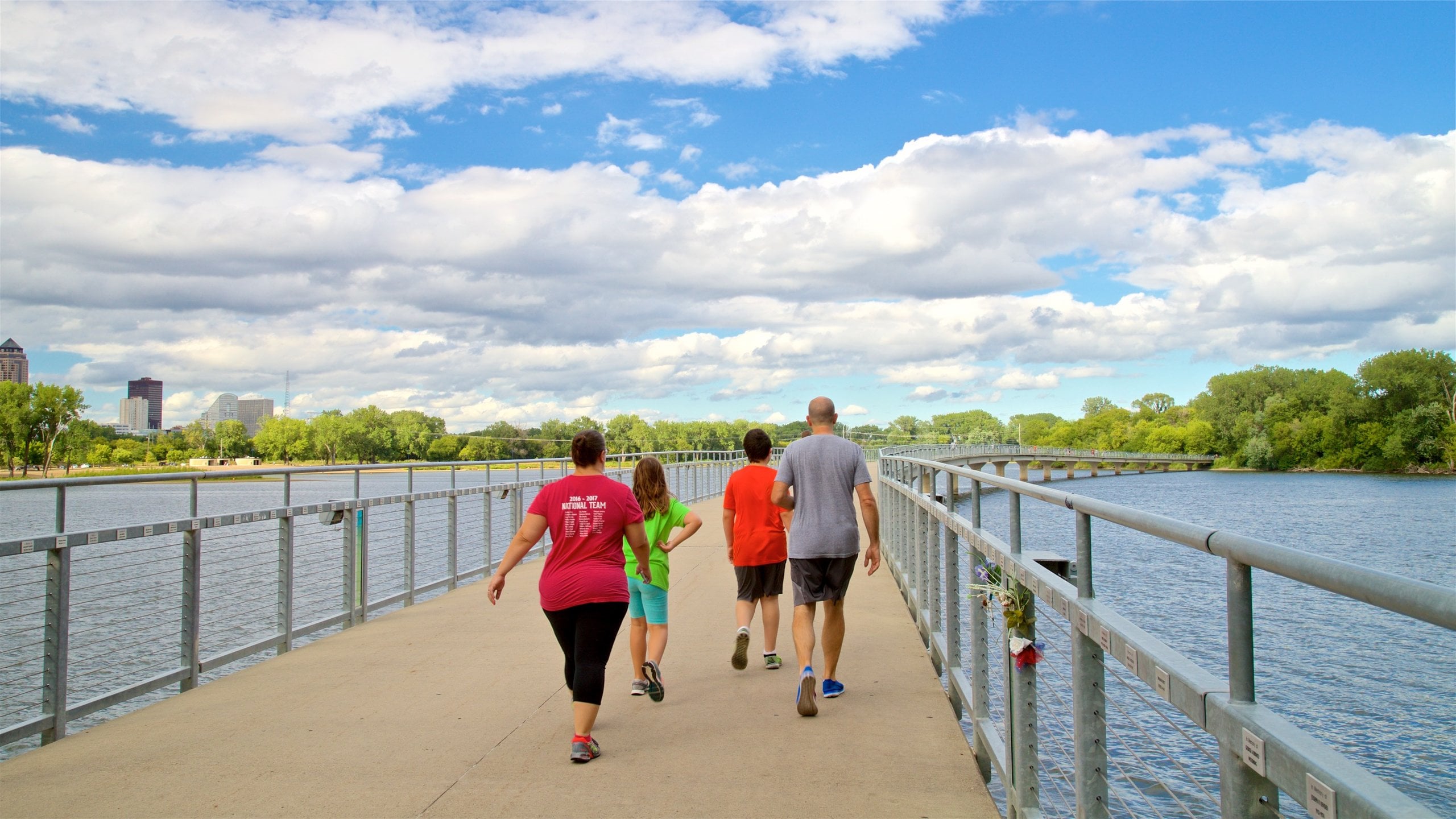 Gray’s Lake Park Tours - Book Now | Expedia