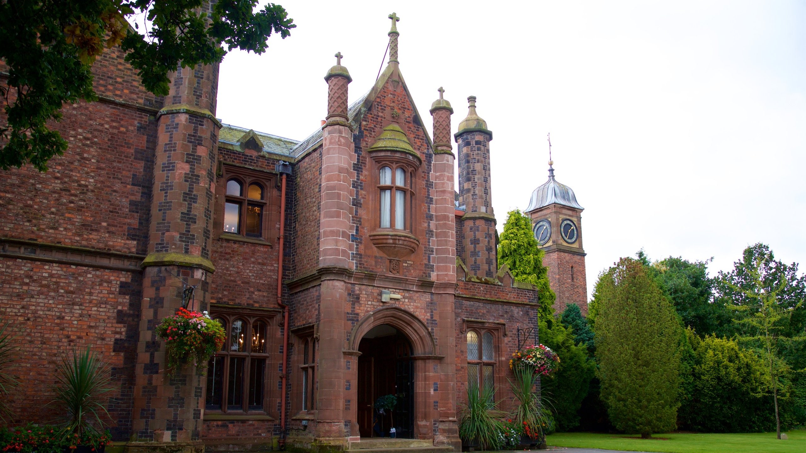 Are Dogs Allowed At Walton Hall Gardens