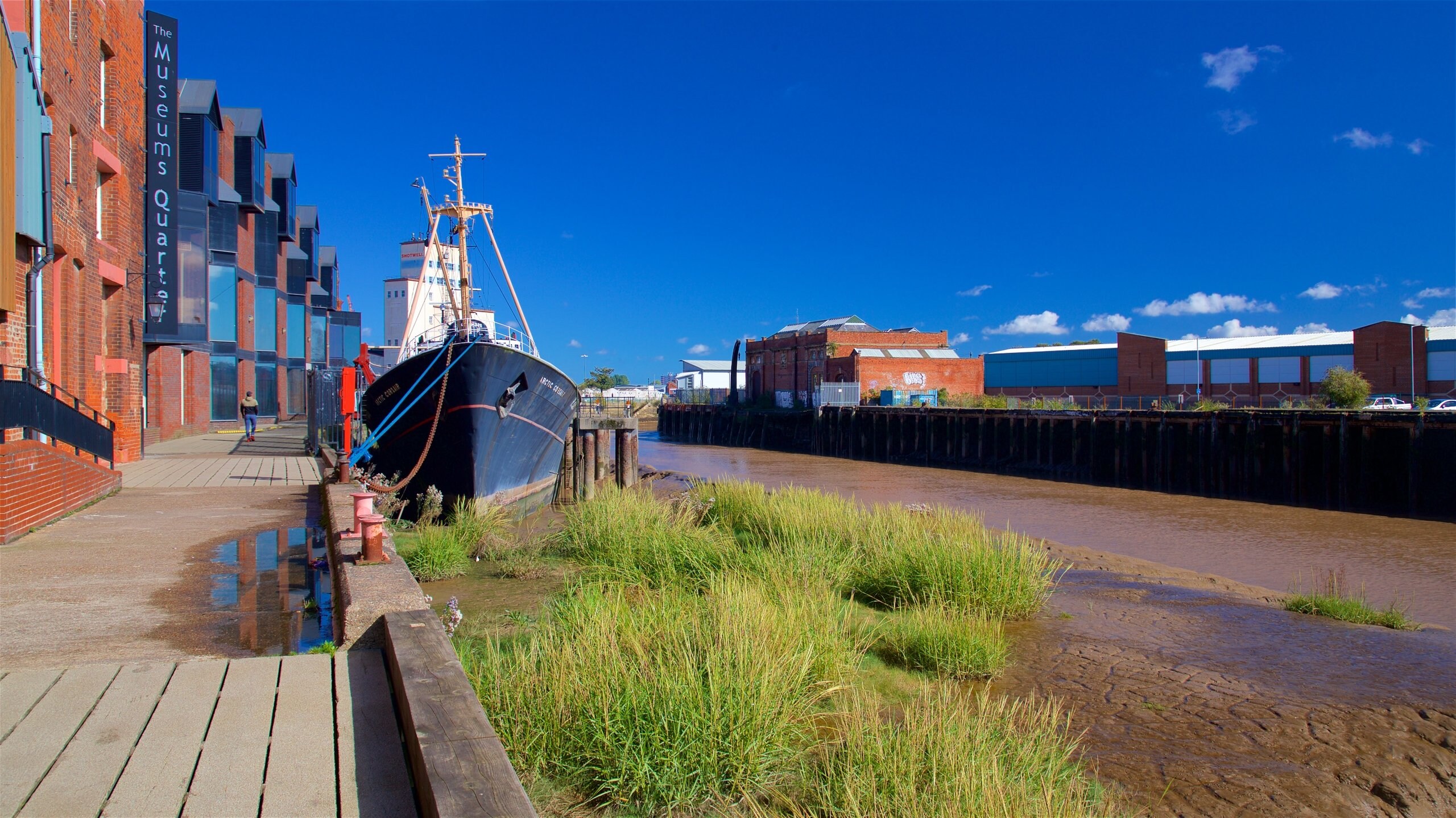 Visit Hull Old Town: Best of Hull Old Town Tourism | Expedia Travel Guide