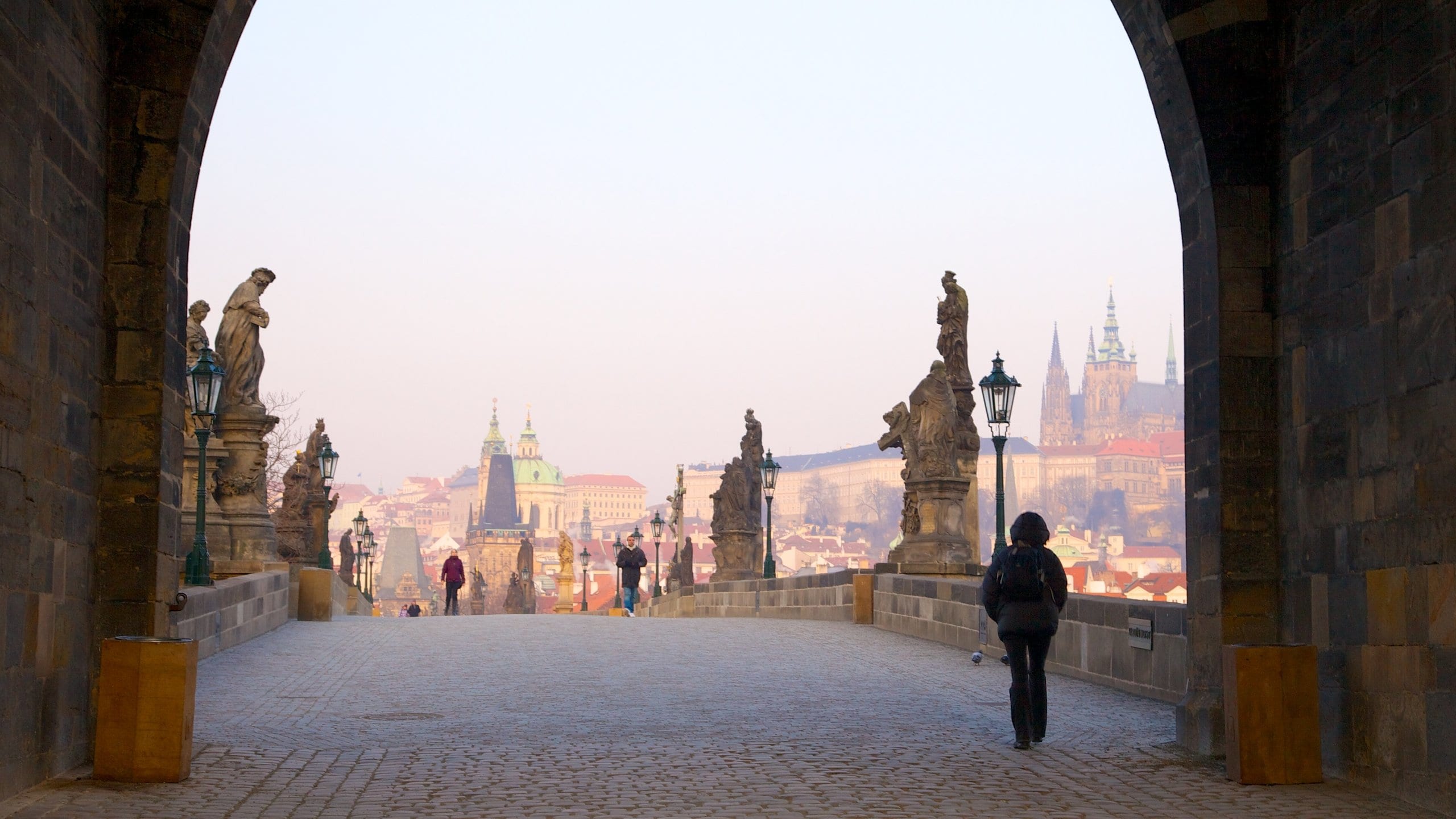 Prahan linna - Opastetut kierrokset ja aktiviiteetit | Expedia.fi