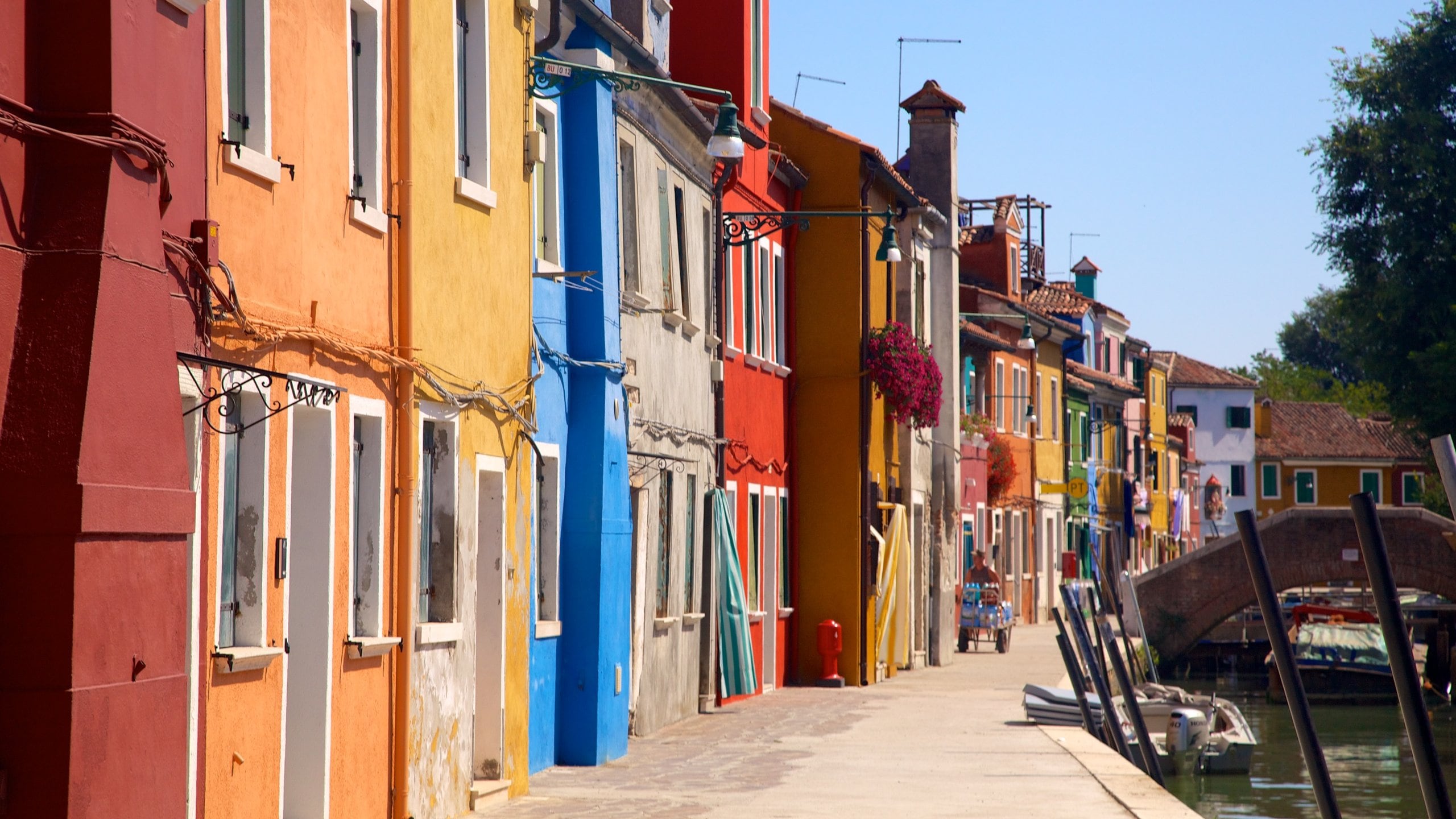 Visit Burano: 2024 Travel Guide for Burano, Venice | Expedia