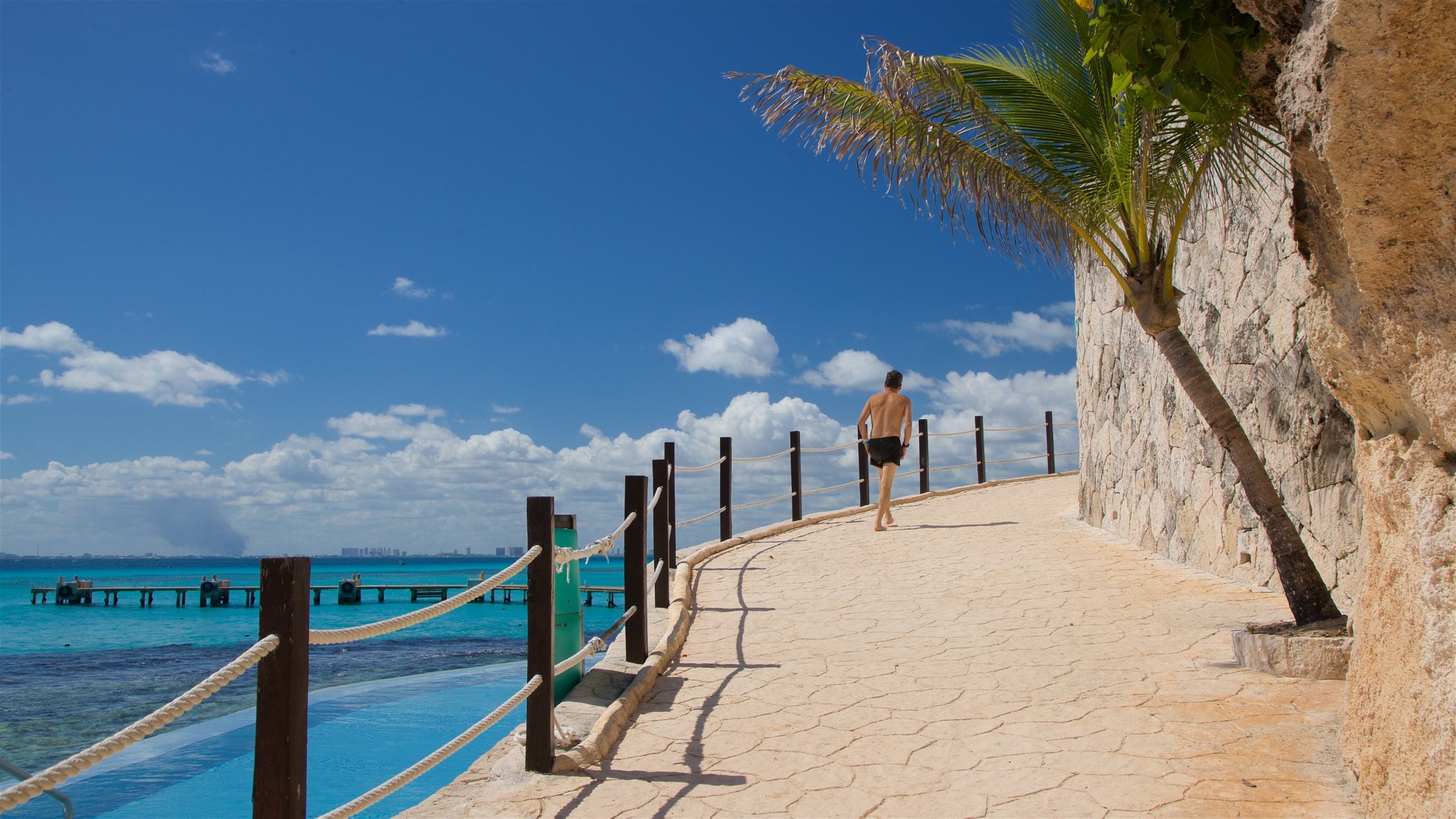 Garrafon Natural Reef Park in Isla Mujeres | Expedia.co.th