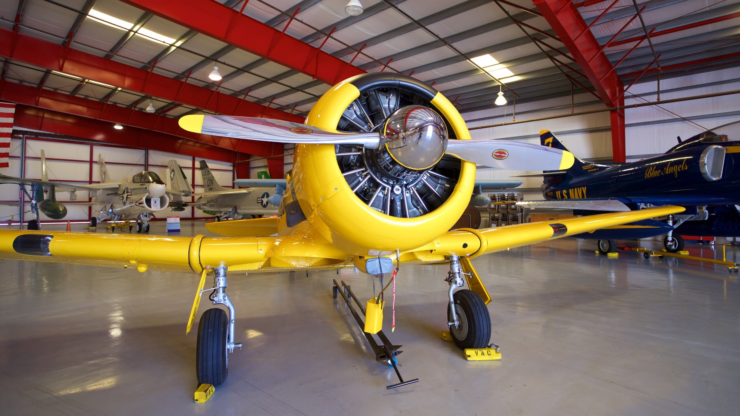 Valiant Air Command Warbird Museum FL USA Locations De Vacances