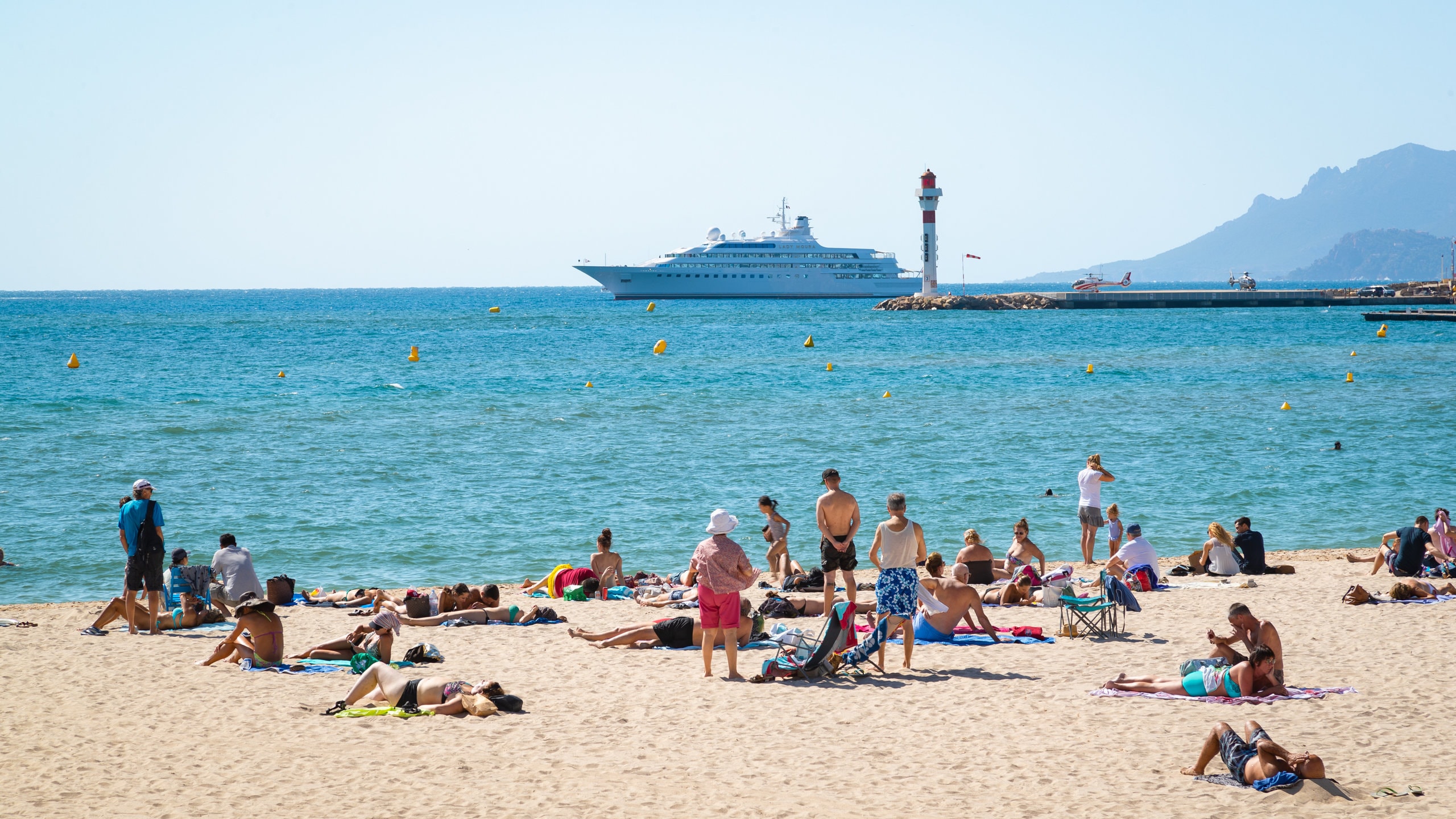 Strand von Mace in Stadtzentrum von Cannes - Touren und Aktivitäten ...