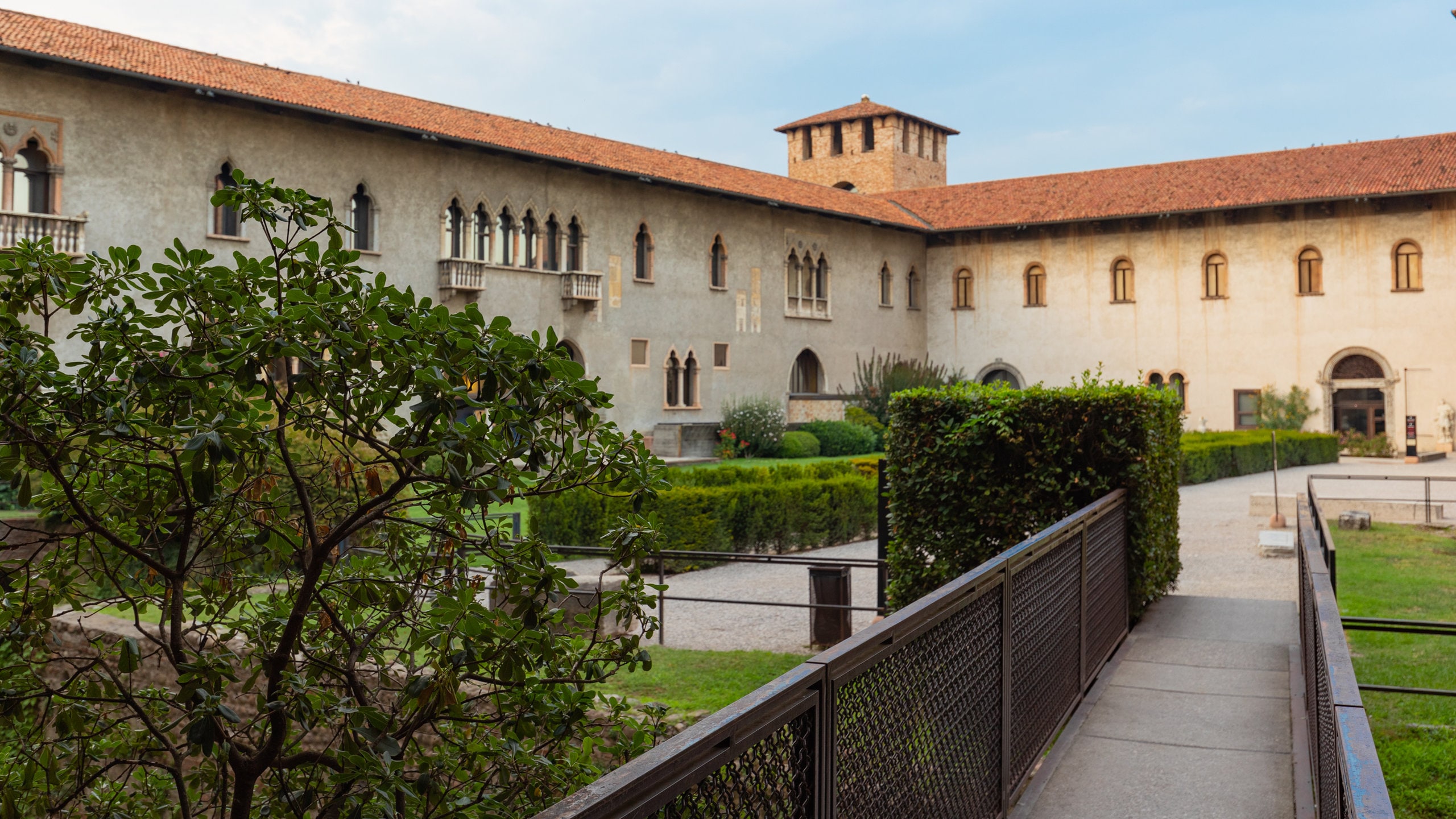 Ector Napione Castelvecchio Museo Verona Castelvecchio Museum Verona
