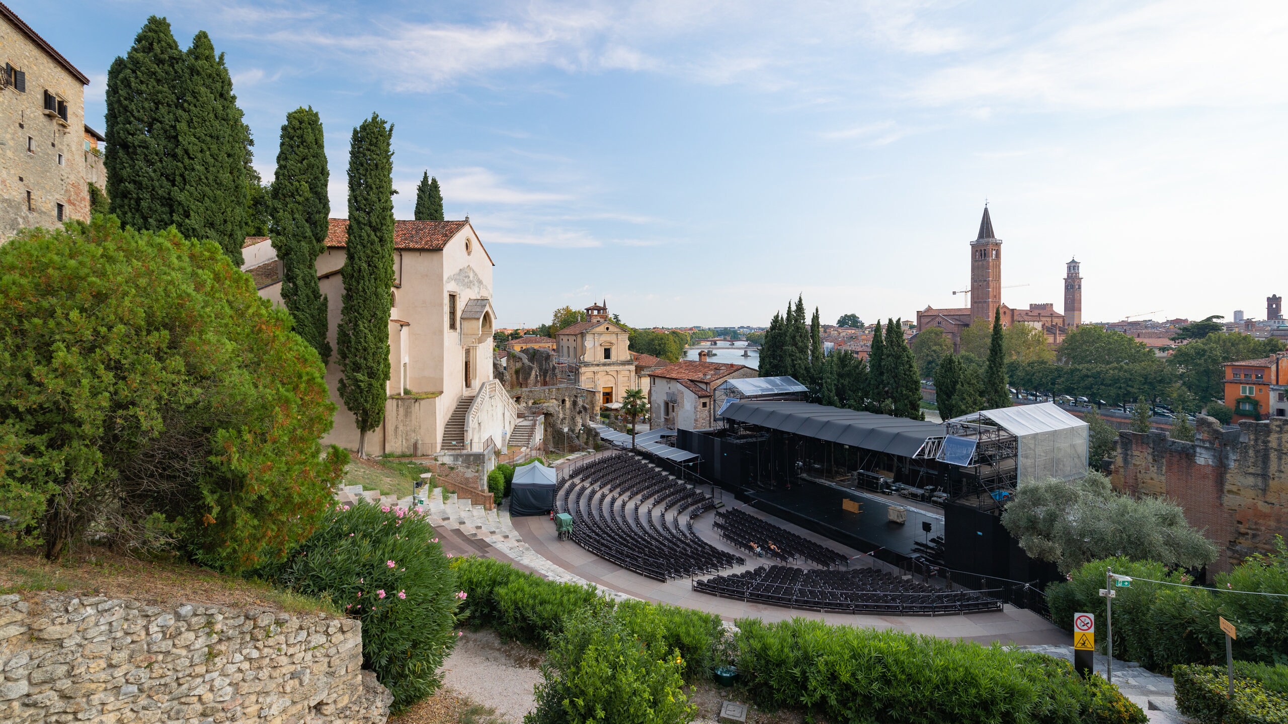 Visite Museo Archeologico al Teatro Romano em Centro da Cidade de ...