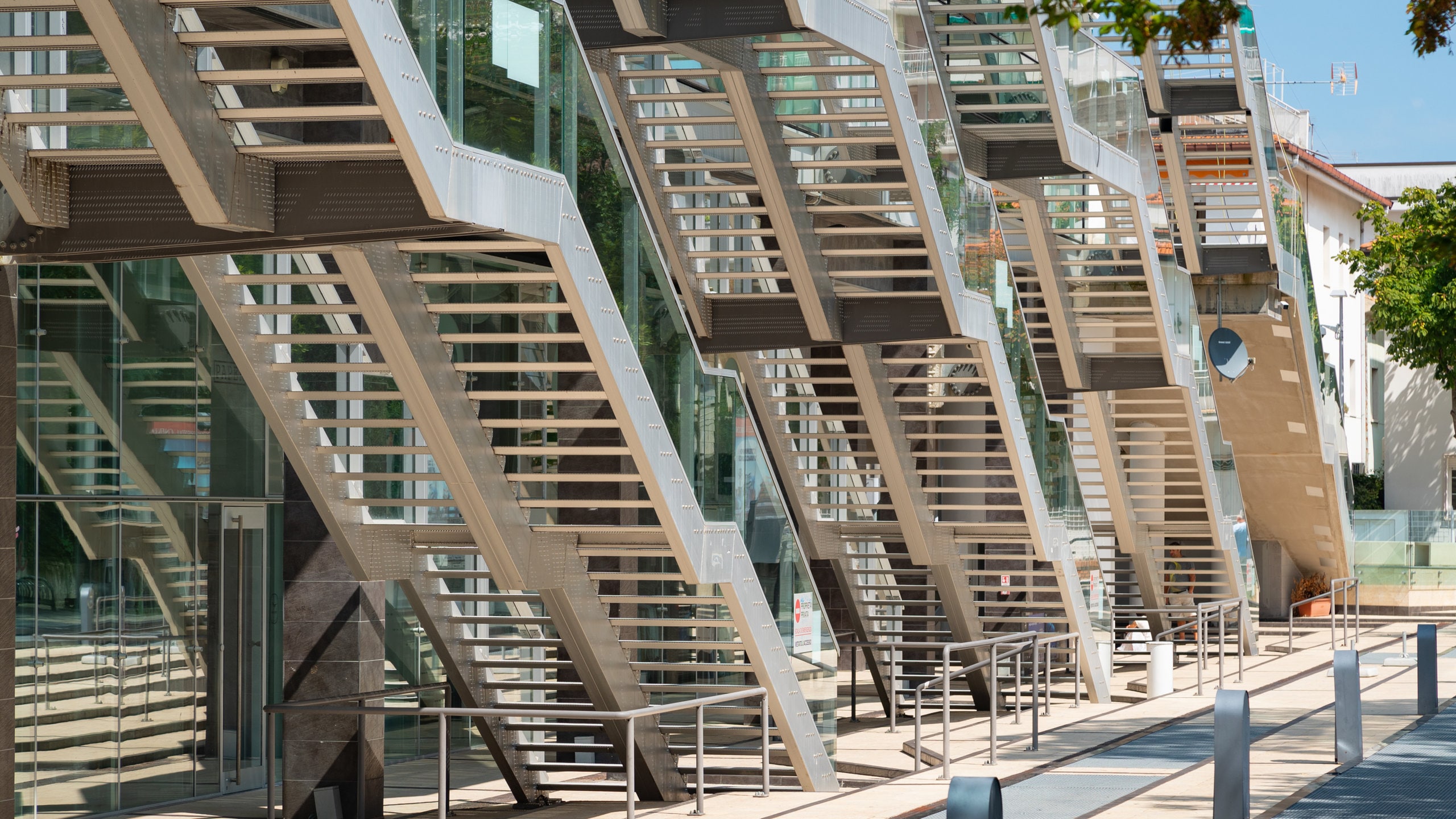 Visita Centro de convenciones de Riccione en Riccione - Tours ...