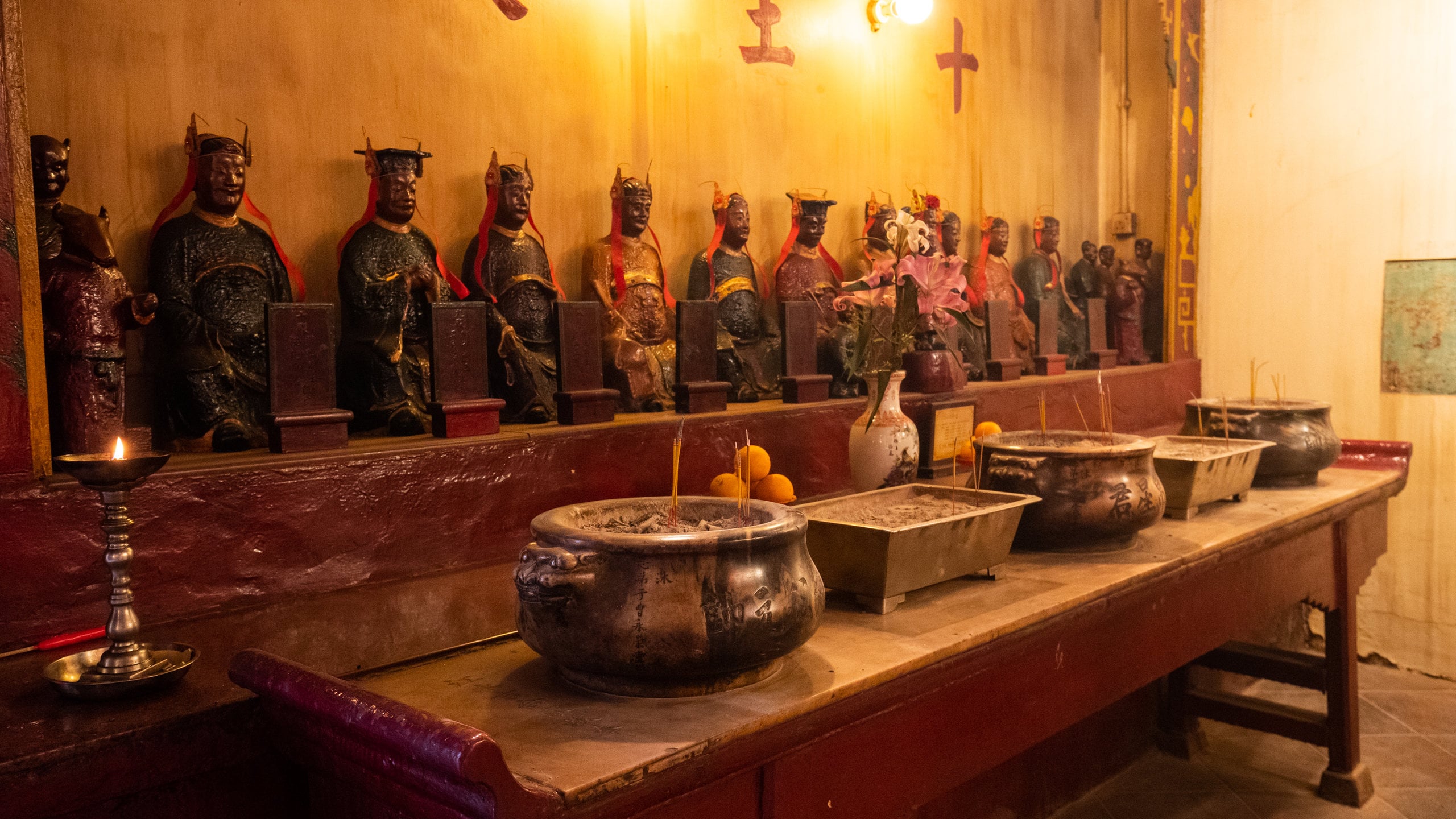 Man Mo Temple in Central & Western District | Expedia