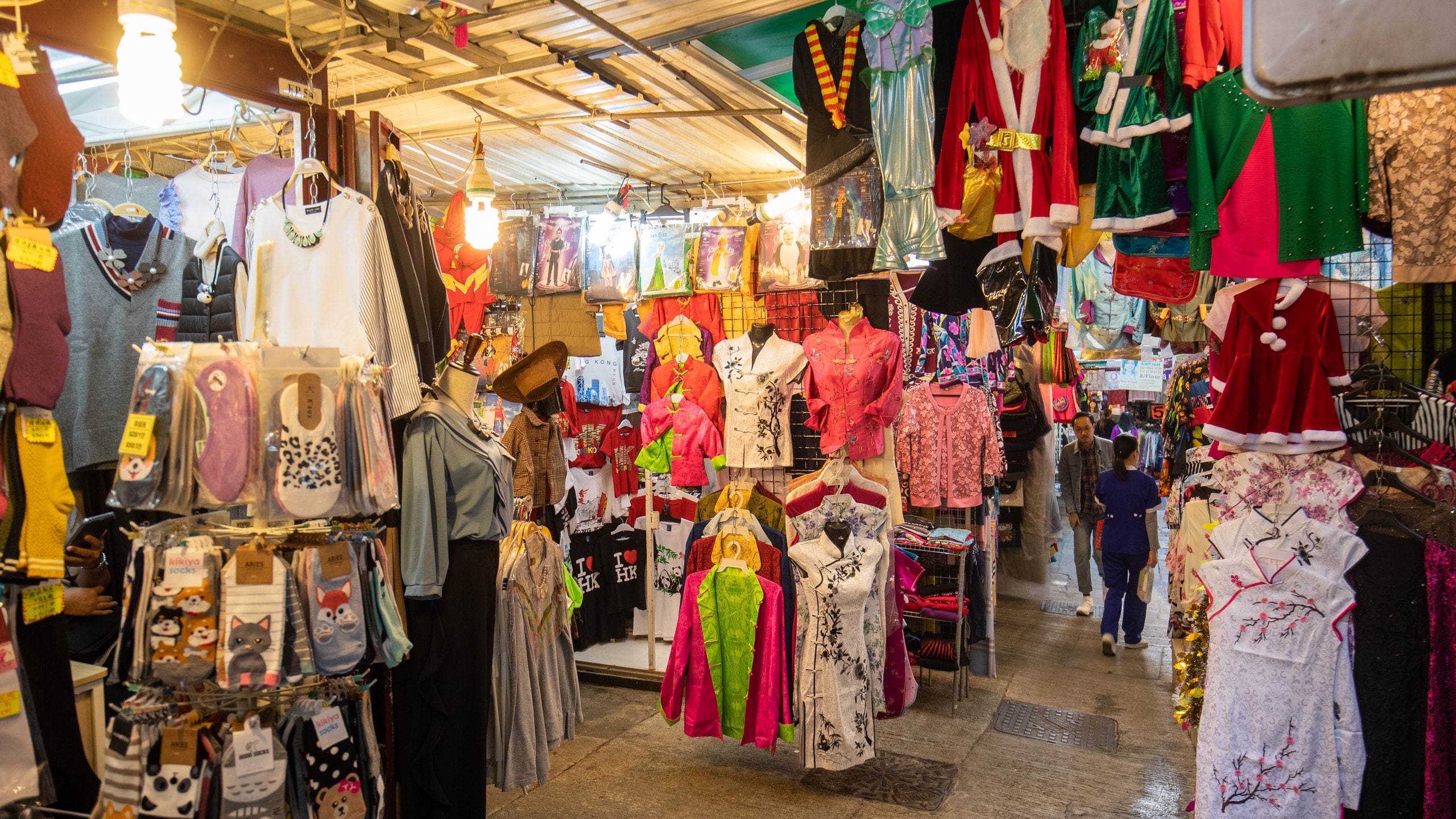 Li Yuen Street Market Tours - Book Now | Expedia