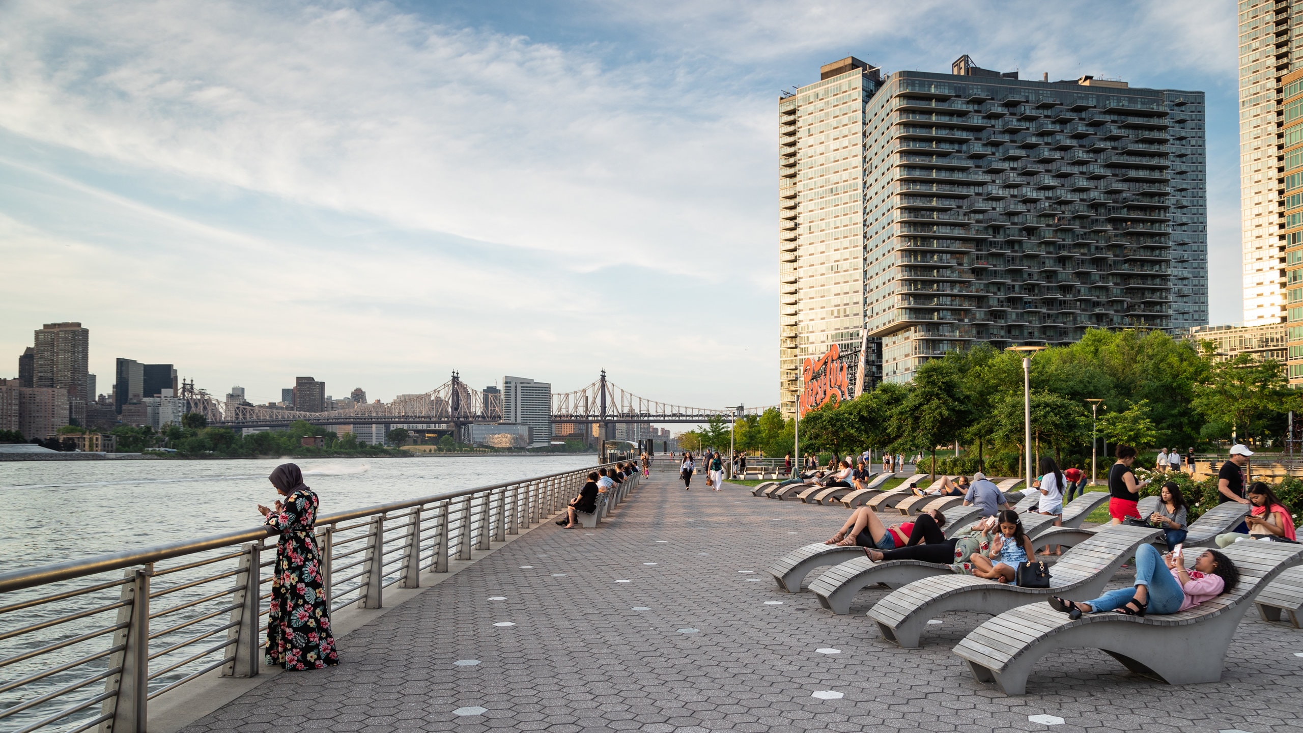 Gantry Plaza State Park Tours - Book Now | Expedia