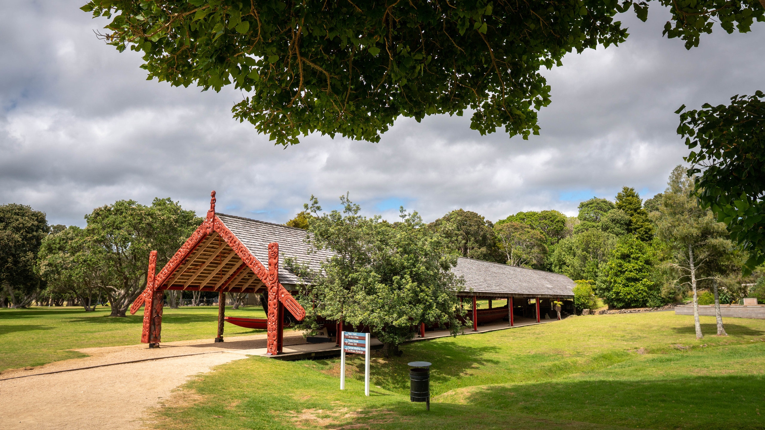 Waitangi Treaty Grounds Tours - Book Now | Expedia