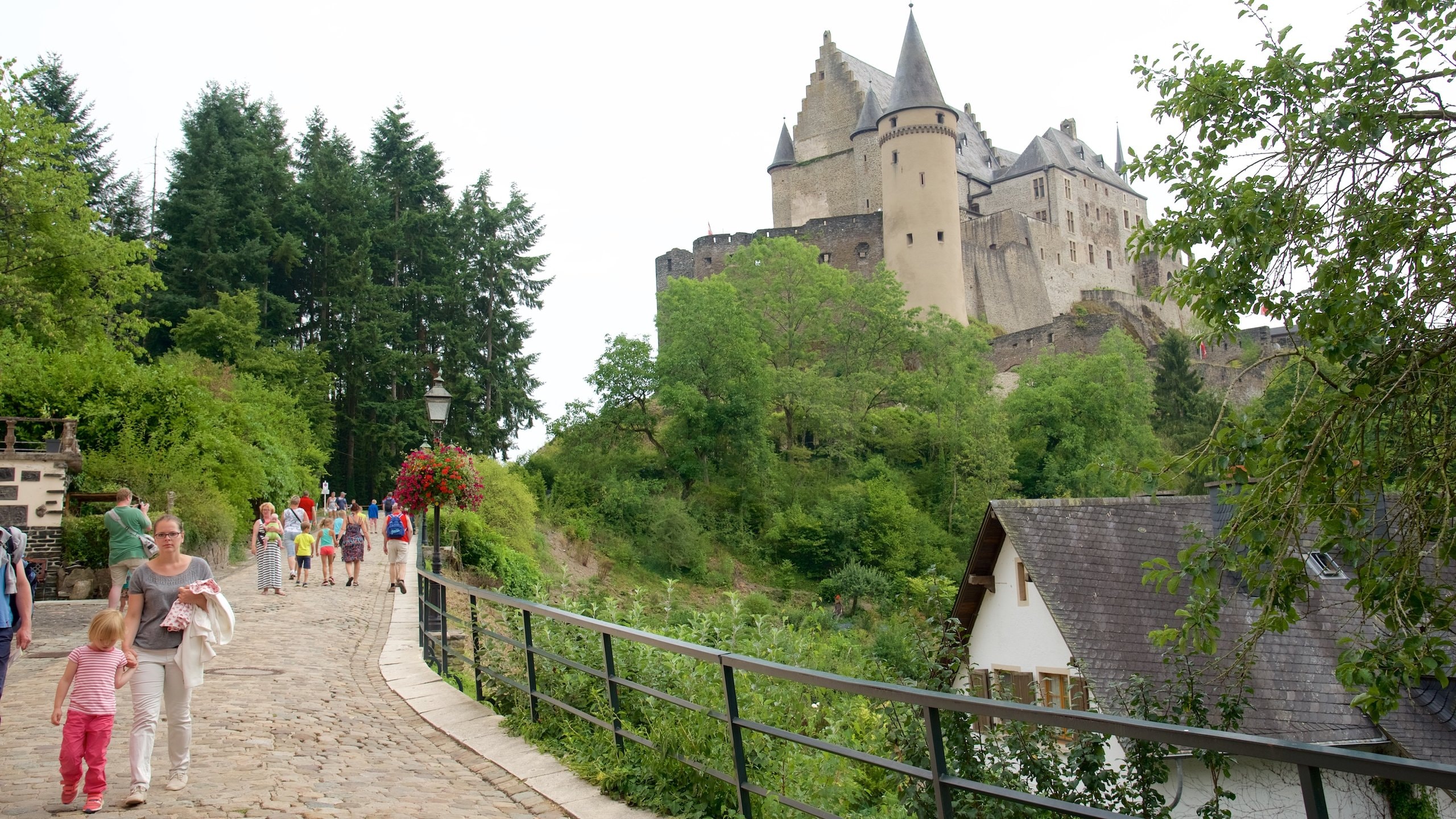 Château de Vianden, Vianden location de vacances à partir de € 50/nuit ...