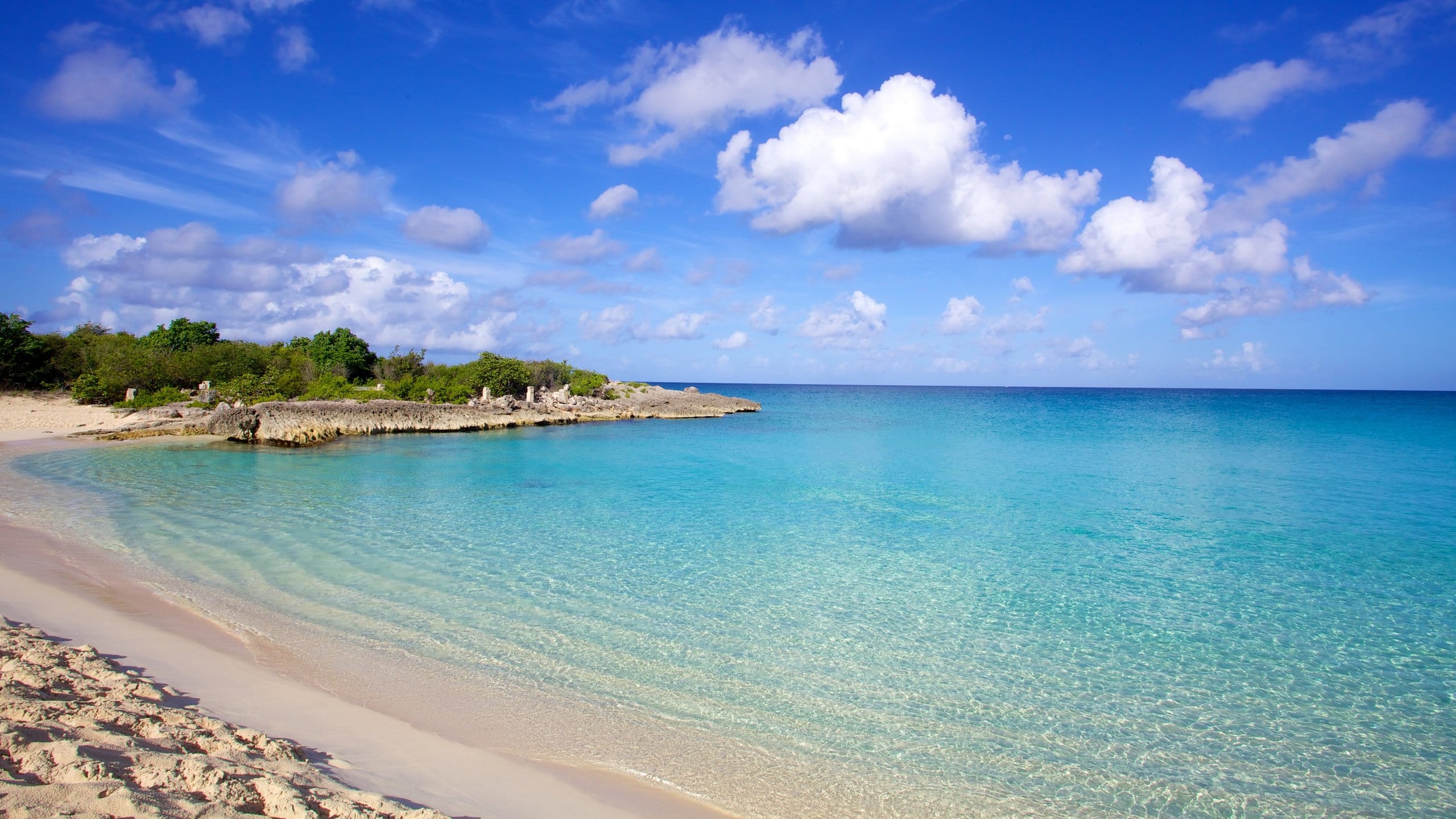 Mullet Bay Beach, Lowlands holiday accommodation: holiday houses & more ...