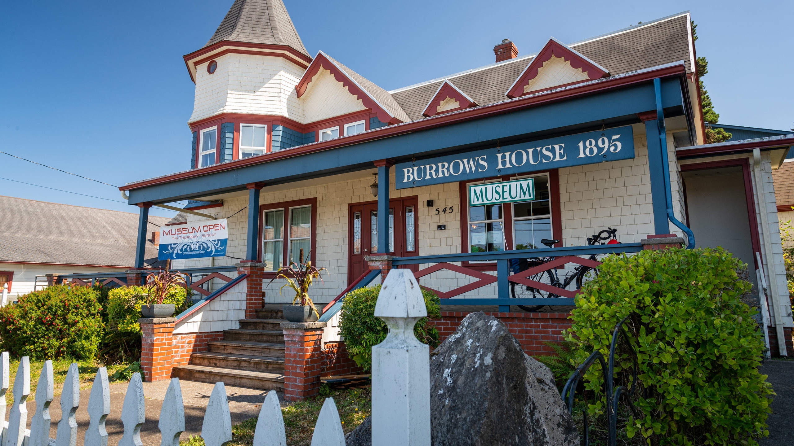 483933-central-oregon-coast.jpg?impolicy=fcrop&w=1920&h=480&q=medium