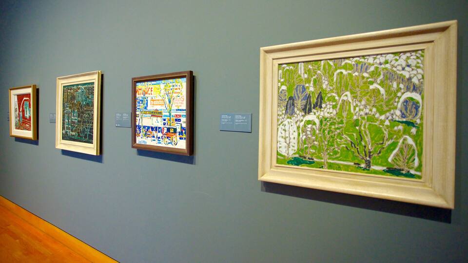 Galeria Nacional do Canadá que inclui vistas internas e arte