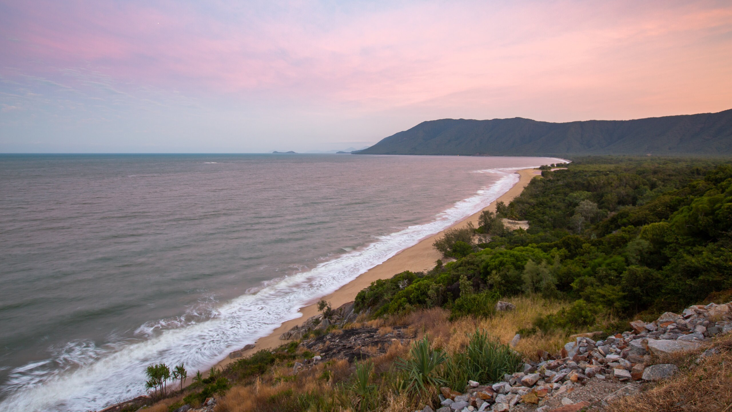 Wangetti, QLD, AU holiday rentals: villas & more | Vrbo