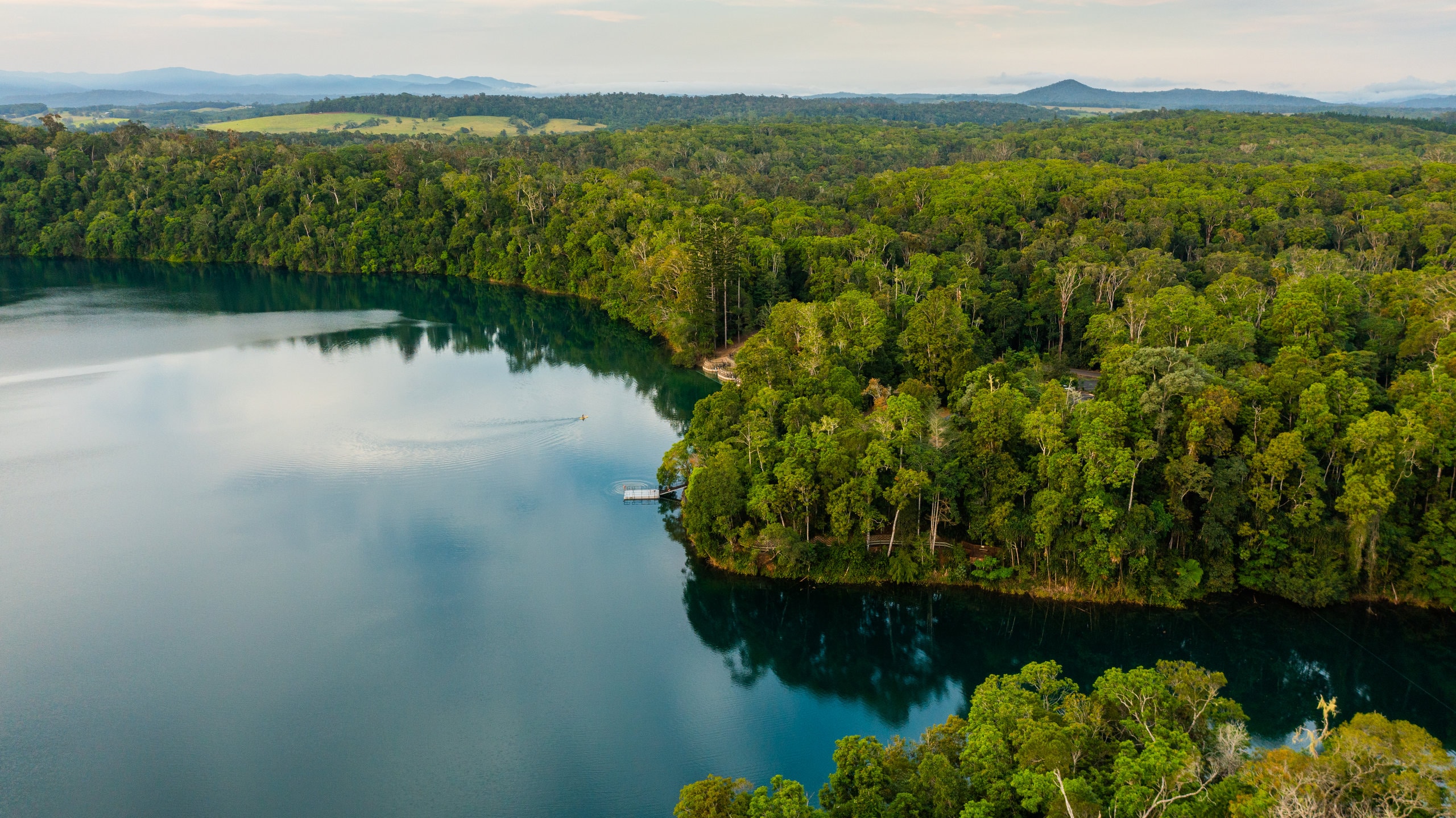 Lake Eacham, QLD holiday accommodation: & more | Stayz