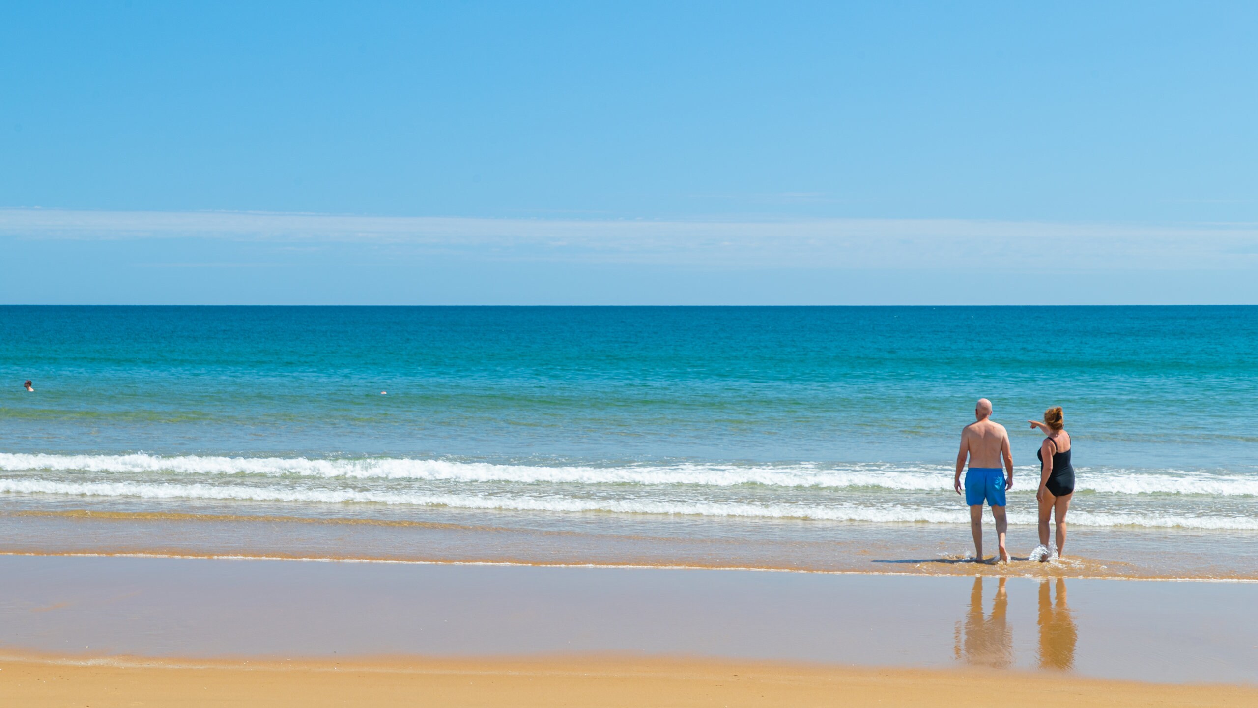 518047-agnes-water-beach.jpg?impolicy=fcrop&w=1920&h=480&q=medium